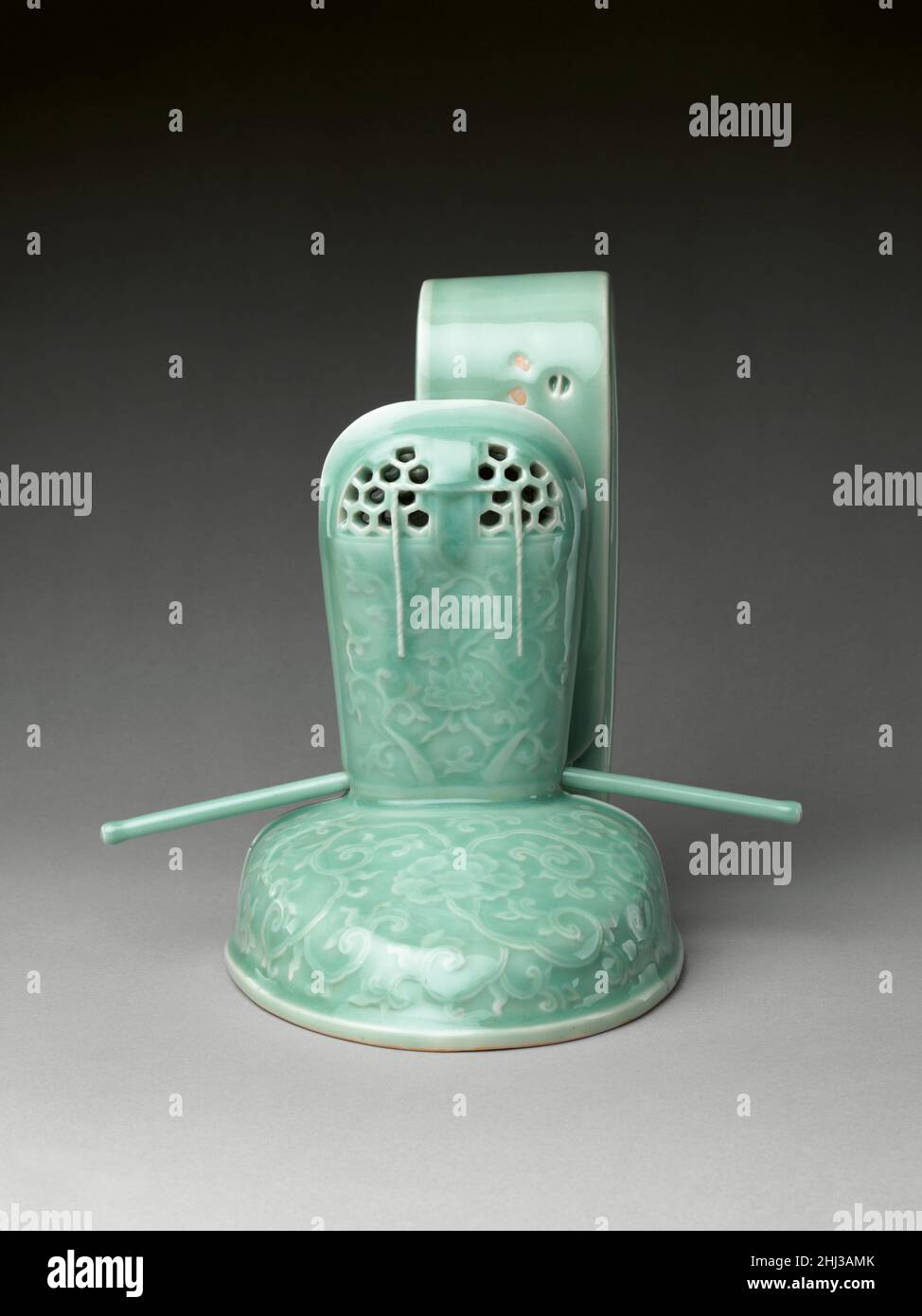 Heian courtiers hi-res stock photography and images - Alamy