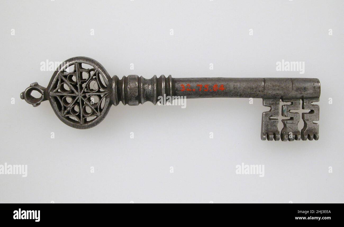 Key 15th–16th century German The decoration of Gothic iron locks and ...