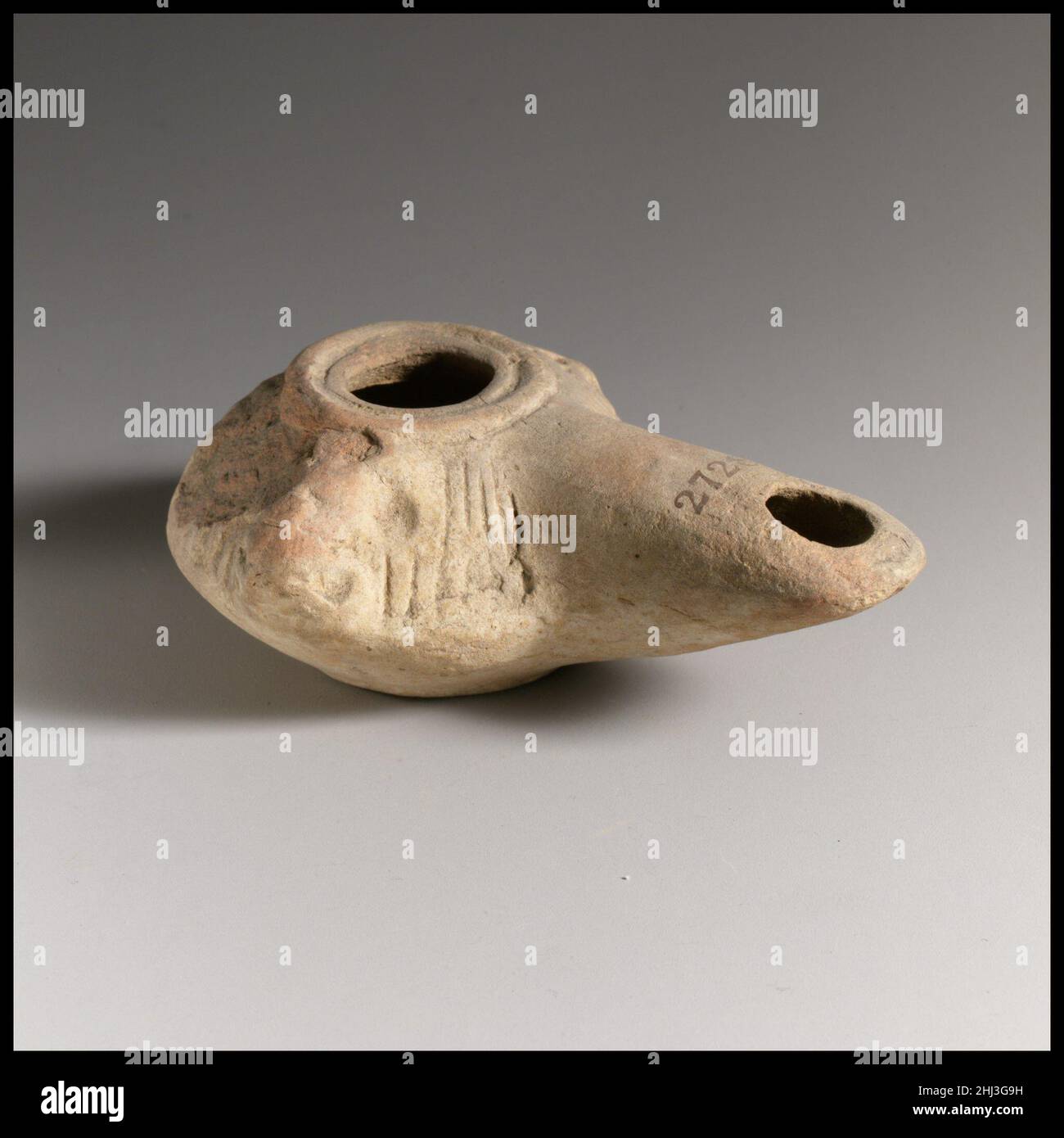 Roman wheel hi-res stock photography and images - Alamy