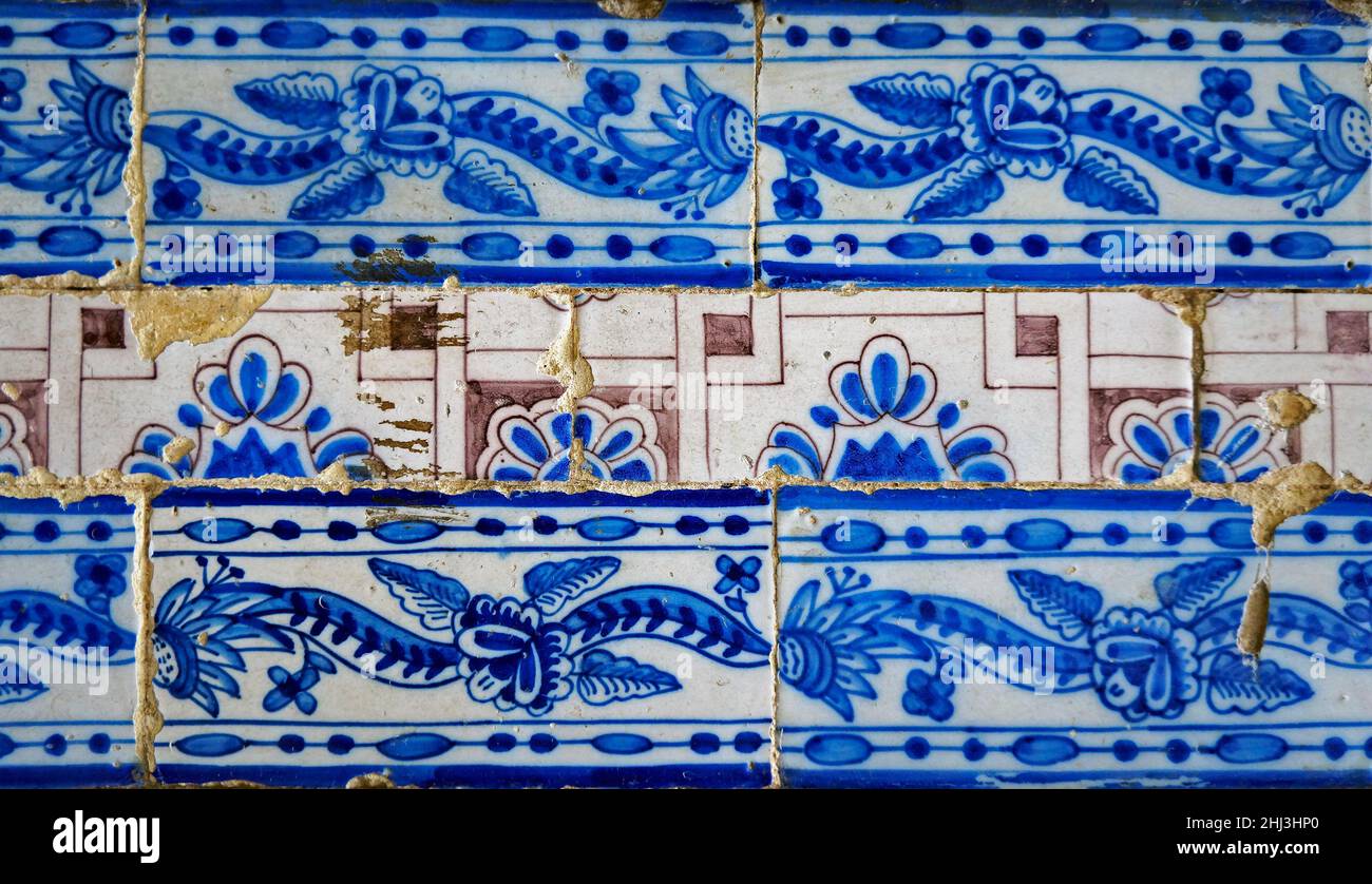 Azulejos pattern hi-res stock photography and images - Alamy