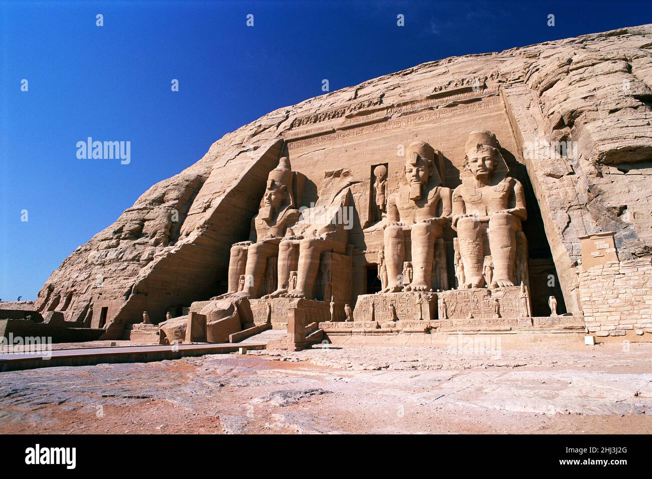 Facade of the Great Temple of Ramesses II, Abu Simbel, Egypt Stock ...