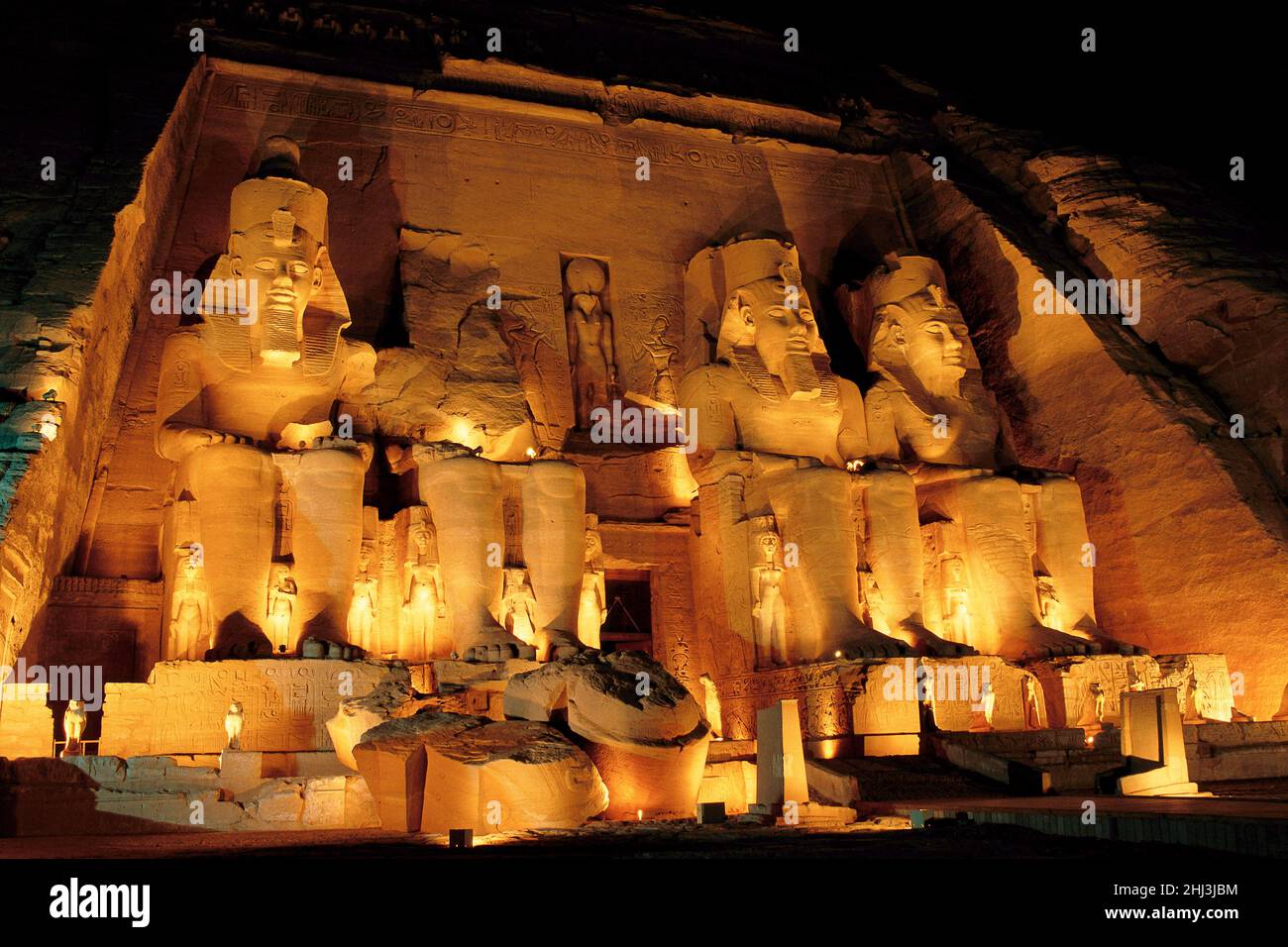 Facade of the Great Temple of Ramesses II, Abu Simbel, Egypt Stock ...
