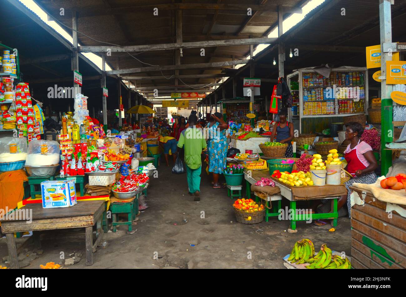 Makola Market in Accra, Ghana, Africa Stock Photo - Alamy