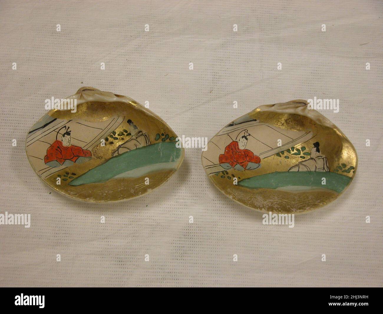 Shell Game (Kaiawase) Set 18th century Japan The shell game was a ...