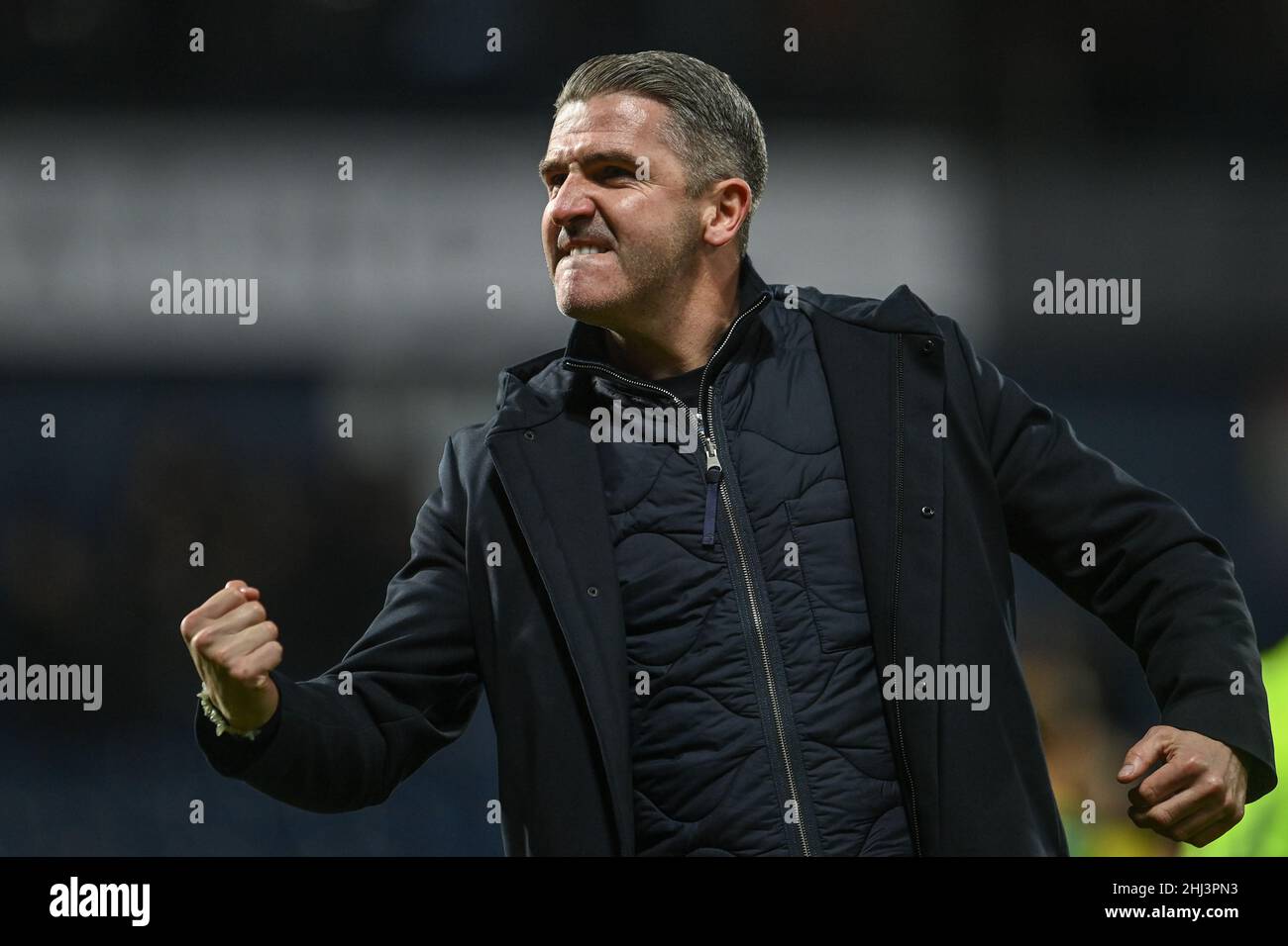 Ryan Lowe manager of Preston North End punches the air as he celebrates ...
