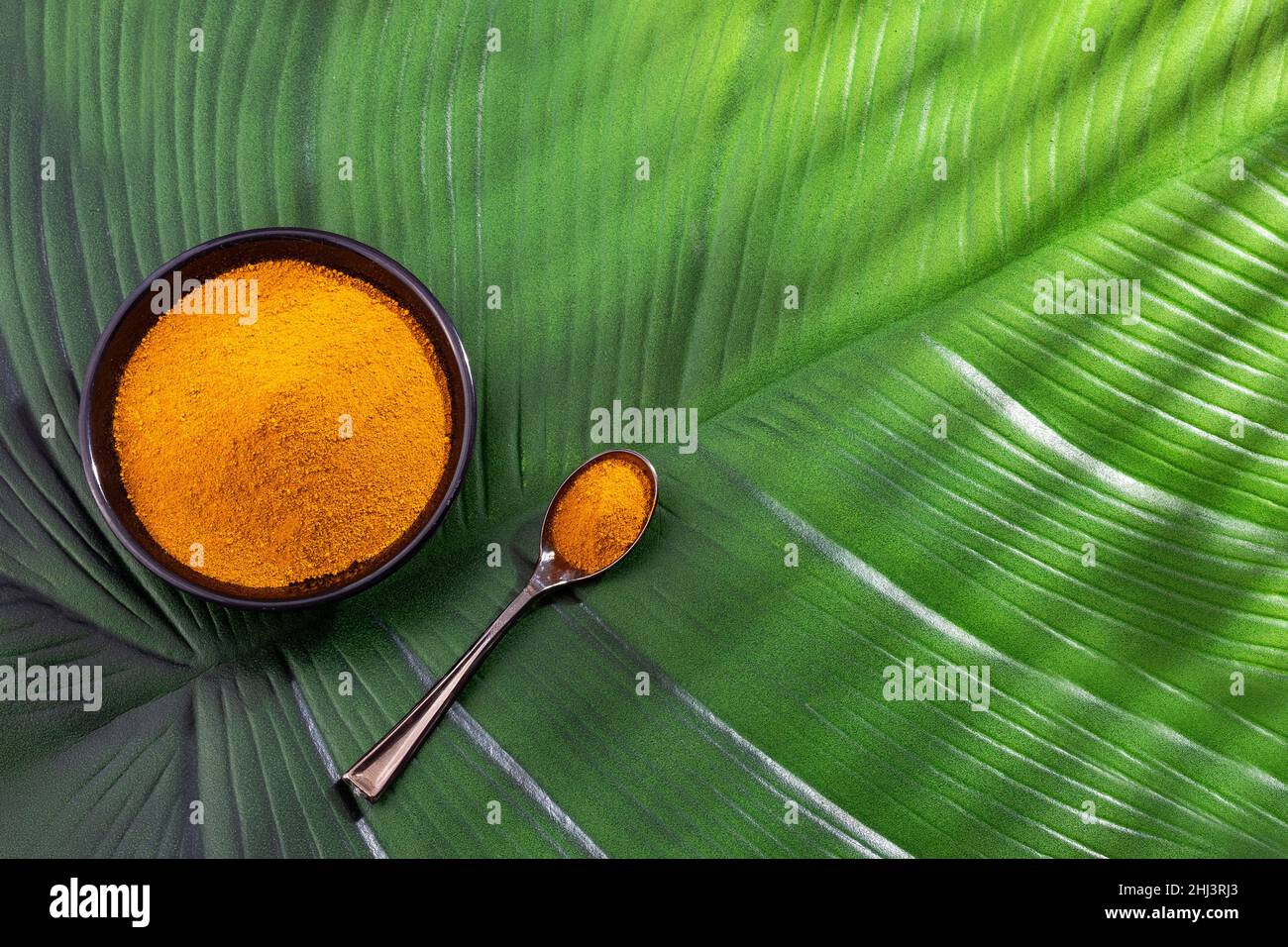 Curcuma longa leaf hi-res stock photography and images - Alamy