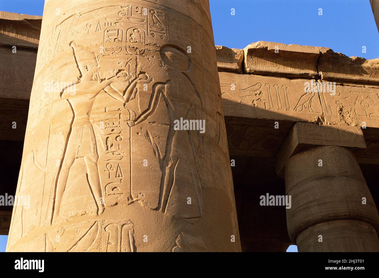 Luxor egypt ramesseum ii relief hi-res stock photography and images - Alamy