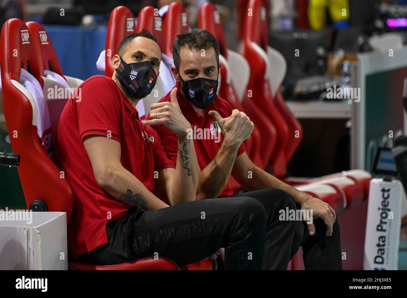 Volleyball injury hi-res stock photography and images - Alamy