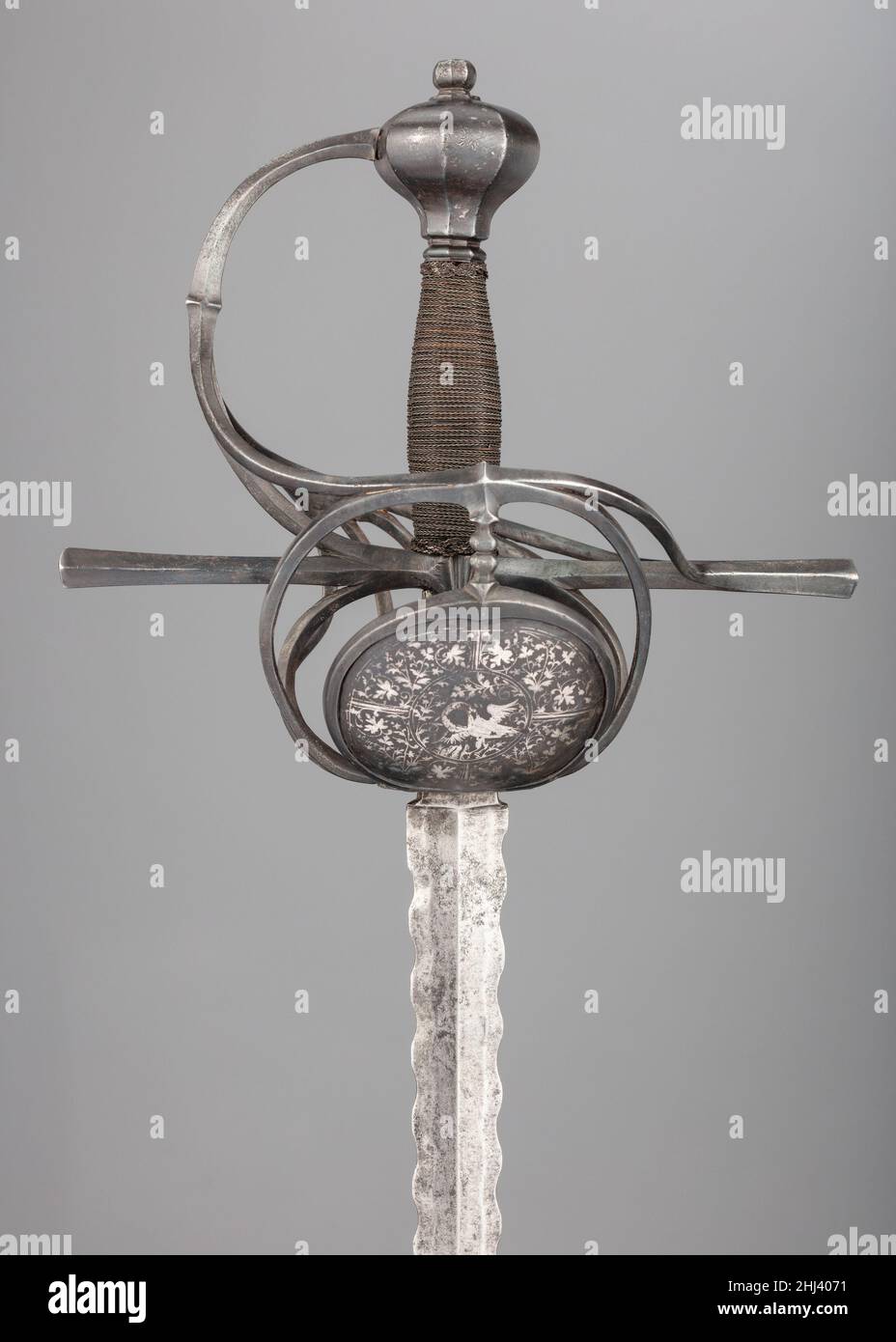 Rapier hilt hi-res stock photography and images - Alamy
