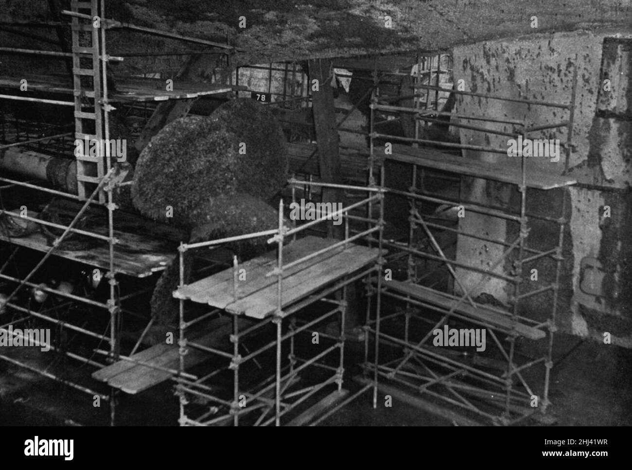 Stern of USS Worcester (CL-144) in a drydock, circa in 1957 Stock Photo ...