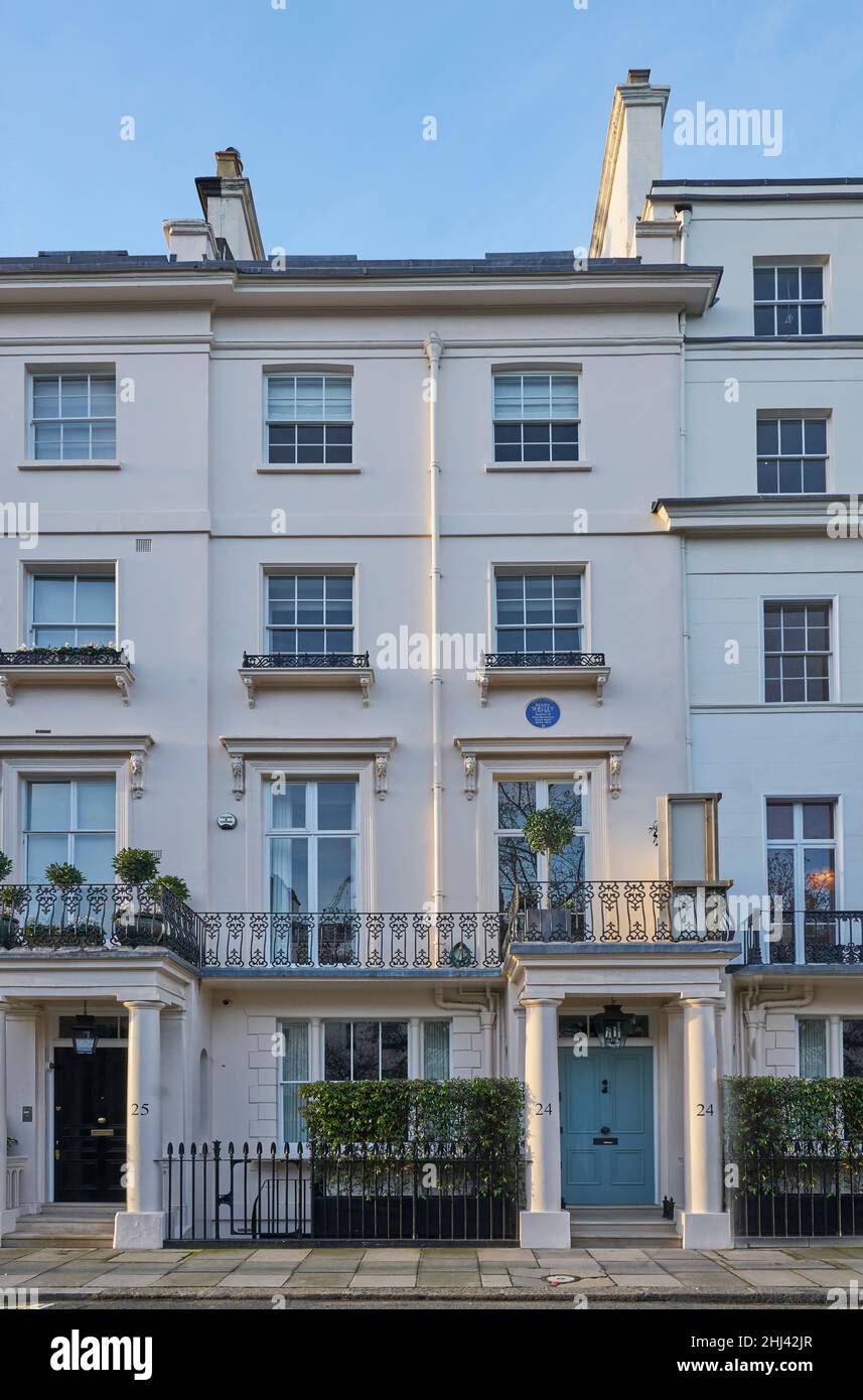 Mary shelley house and blue plaque chester square hi-res stock ...