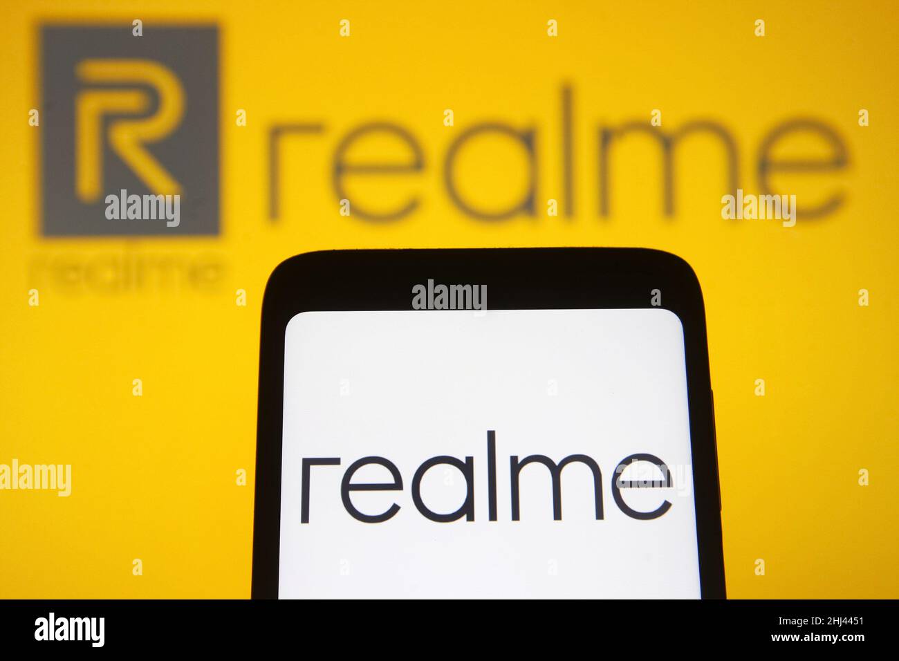 Realme logo hi-res stock photography and images - Alamy
