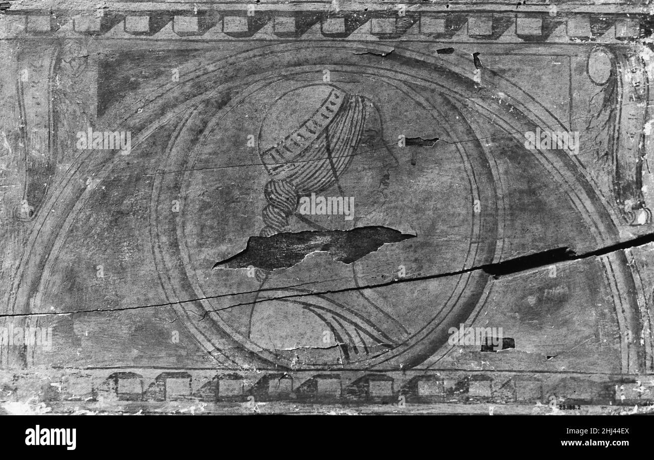 Profile of molding Black and White Stock Photos & Images - Alamy