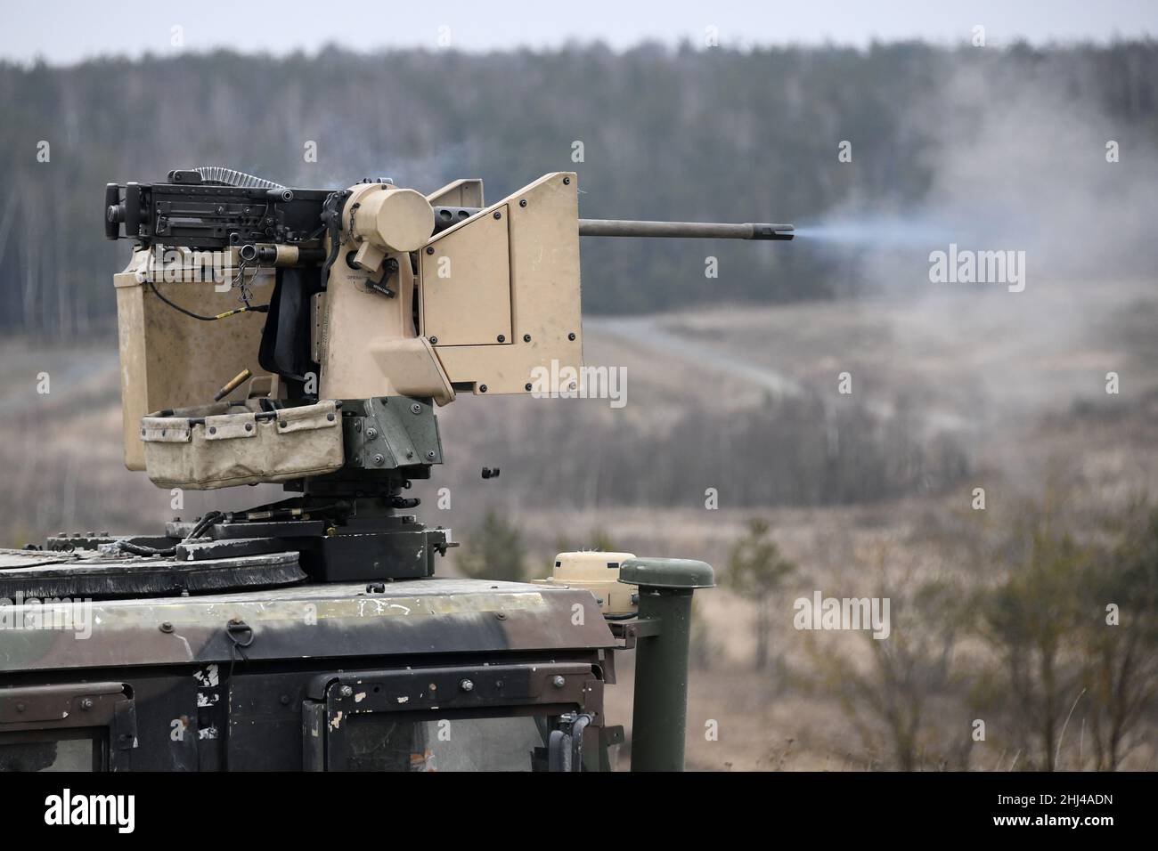 U.S. Army paratroopers with 2nd Battalion, 503rd Infantry Regiment ...