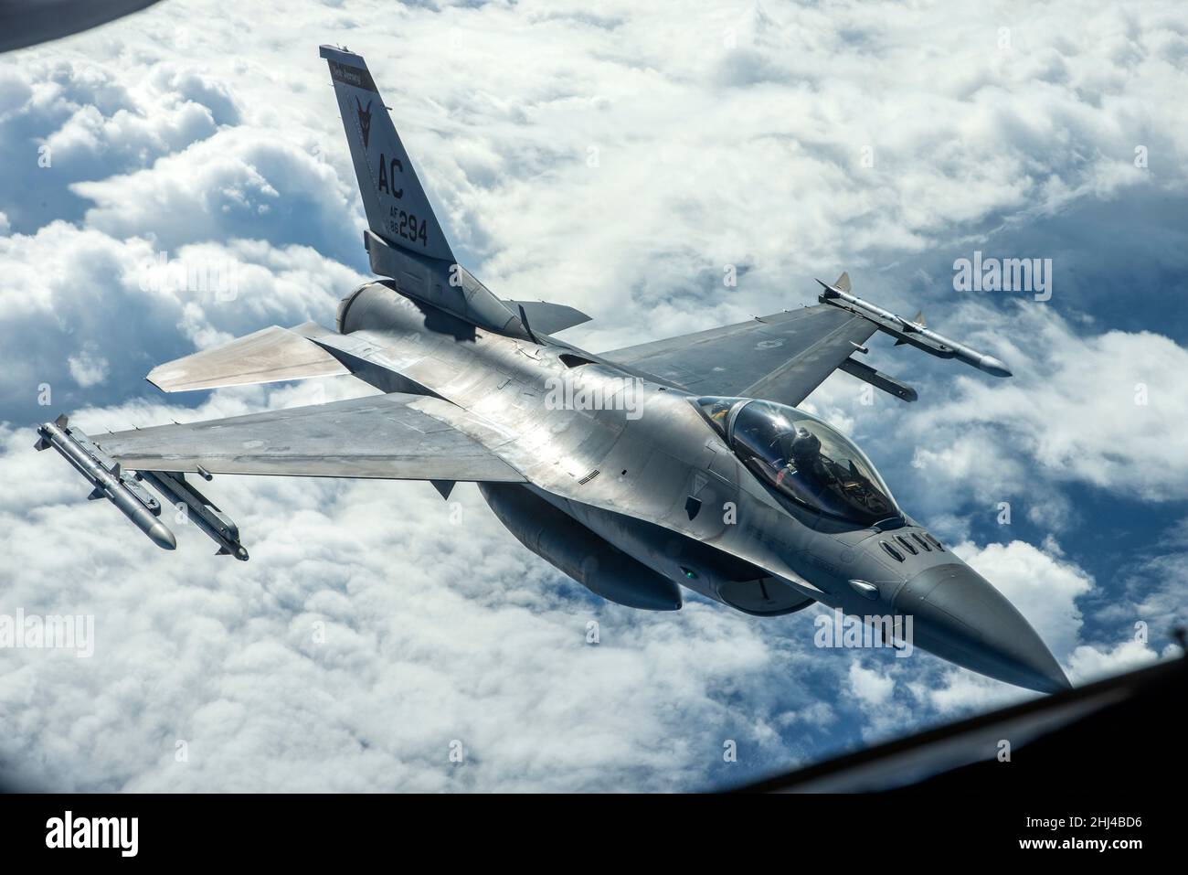 A U.S. Air Force F-16C Fighting Falcon, from the 177th Fighter Wing of ...