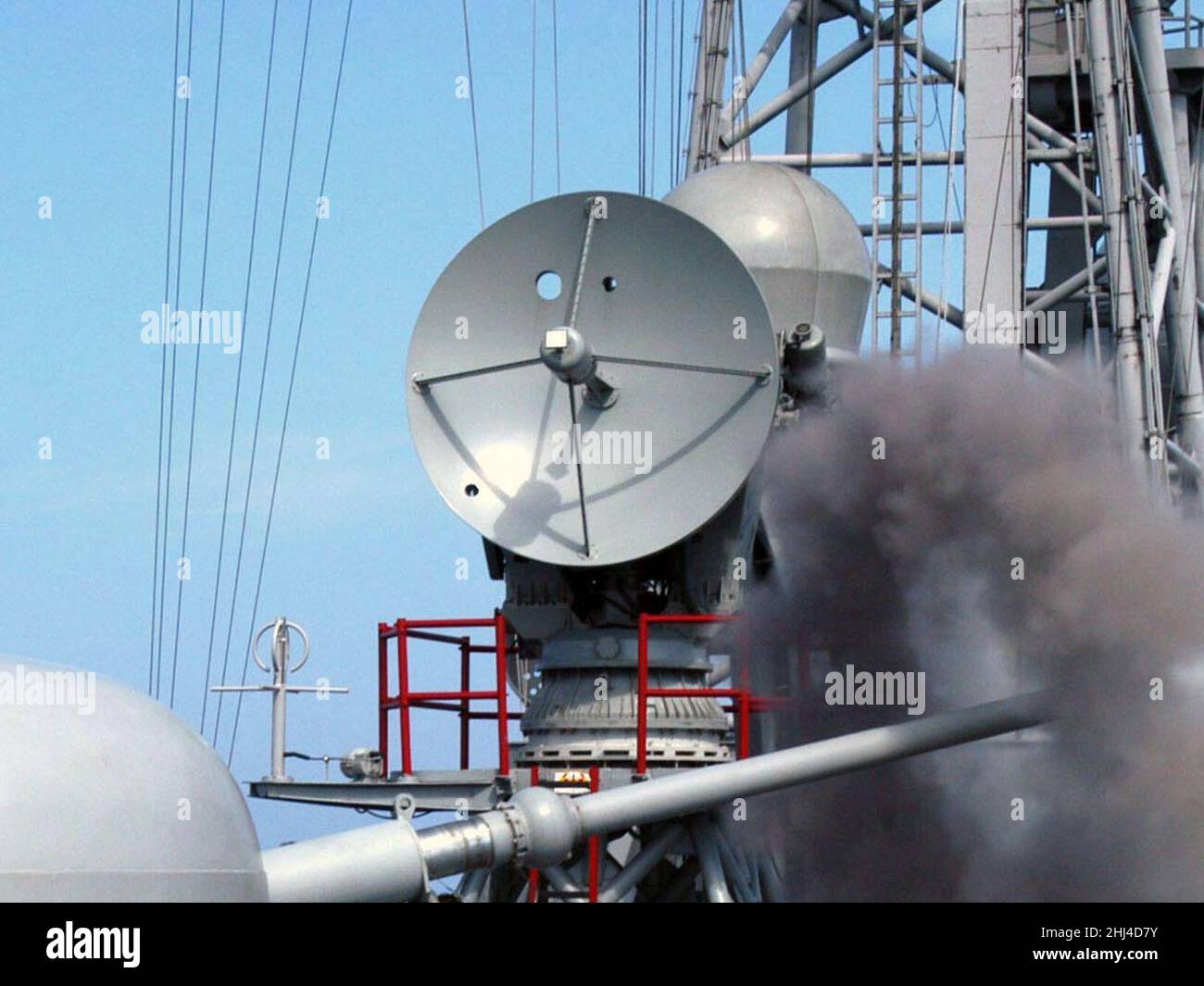 STIR Radar FFG-38 Curts 2003-07-18 Stock Photo - Alamy