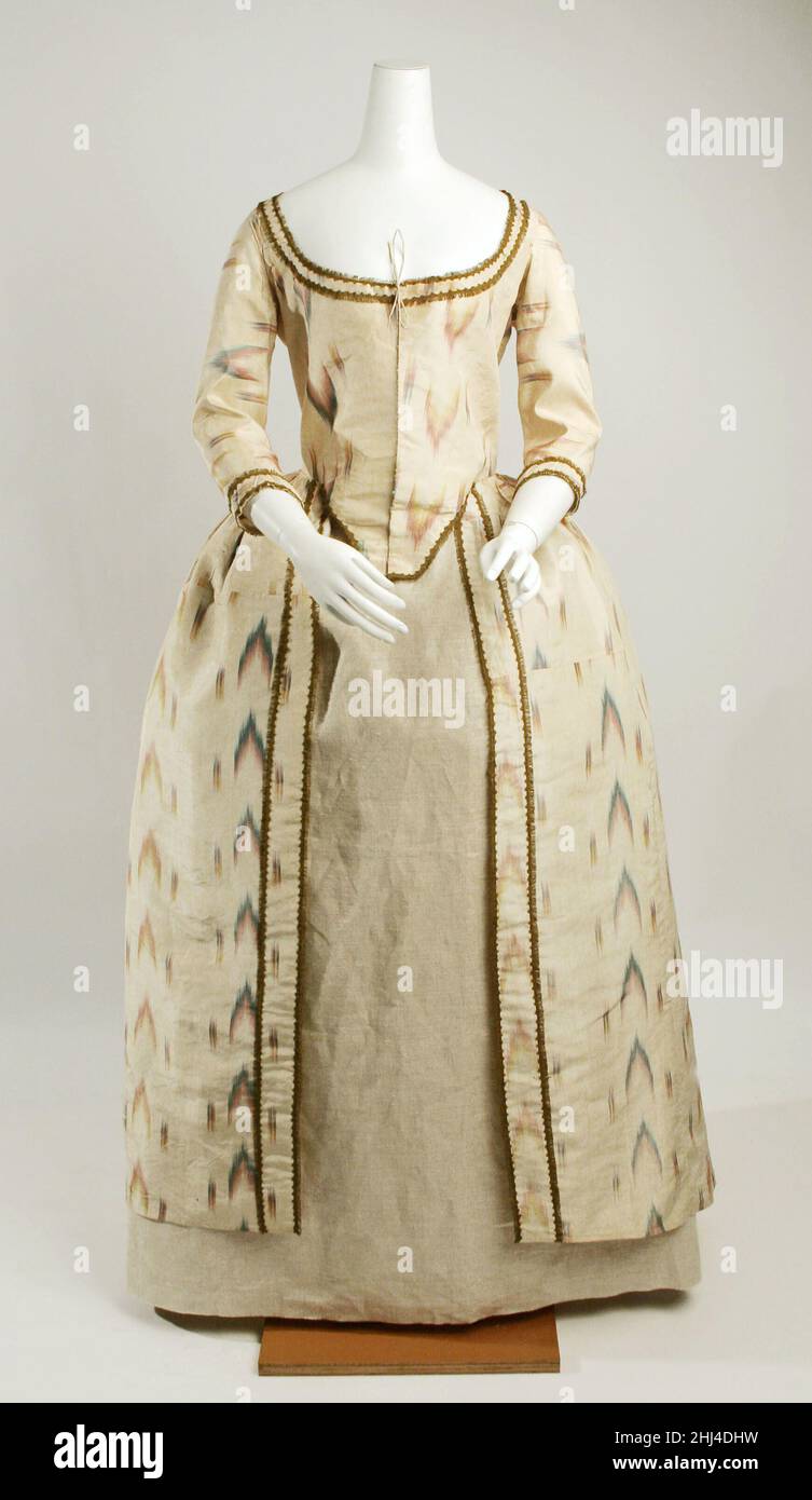 Lightweight robe hi-res stock photography and images - Alamy