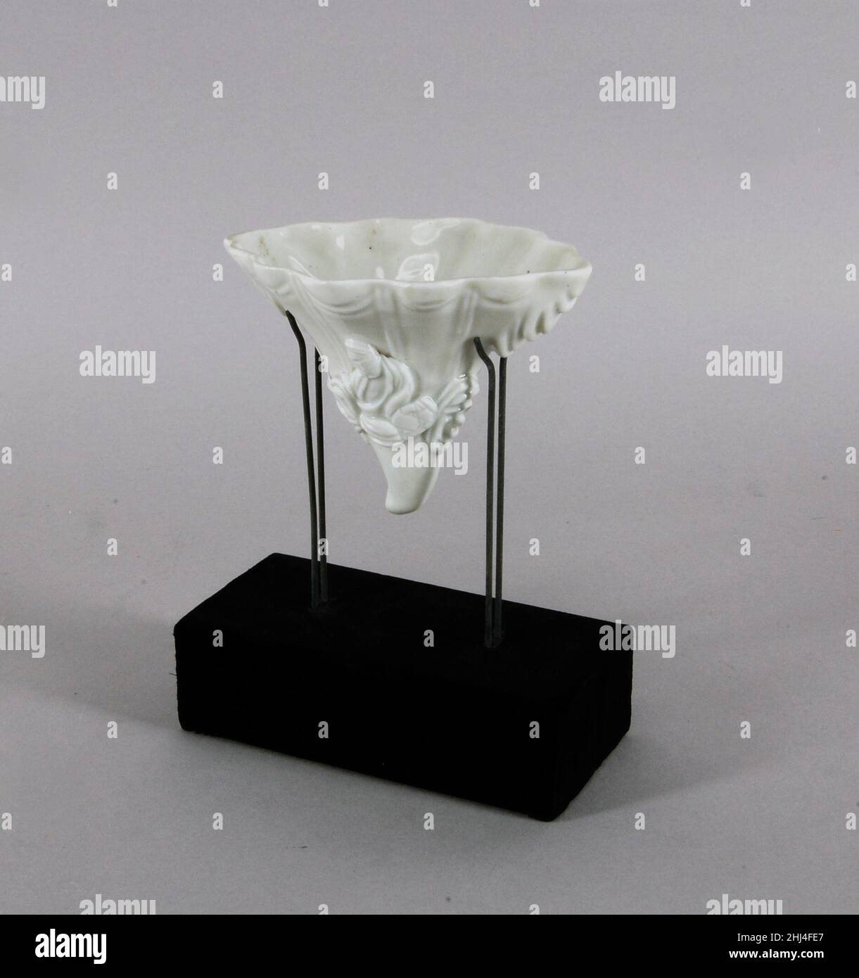 Slumped figure hi-res stock photography and images - Alamy