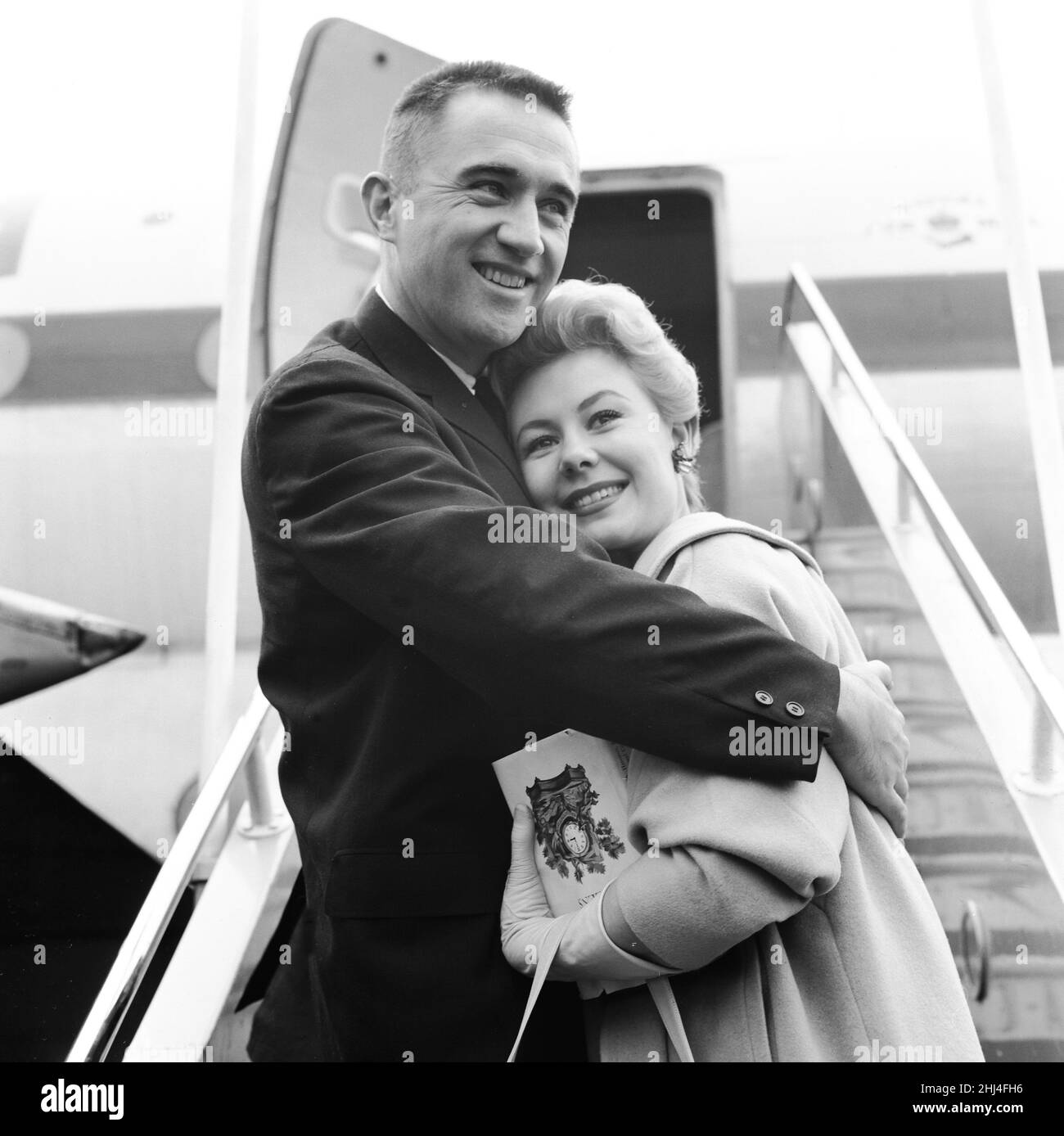 Mitzi gaynor 1950s hi-res stock photography and images - Alamy