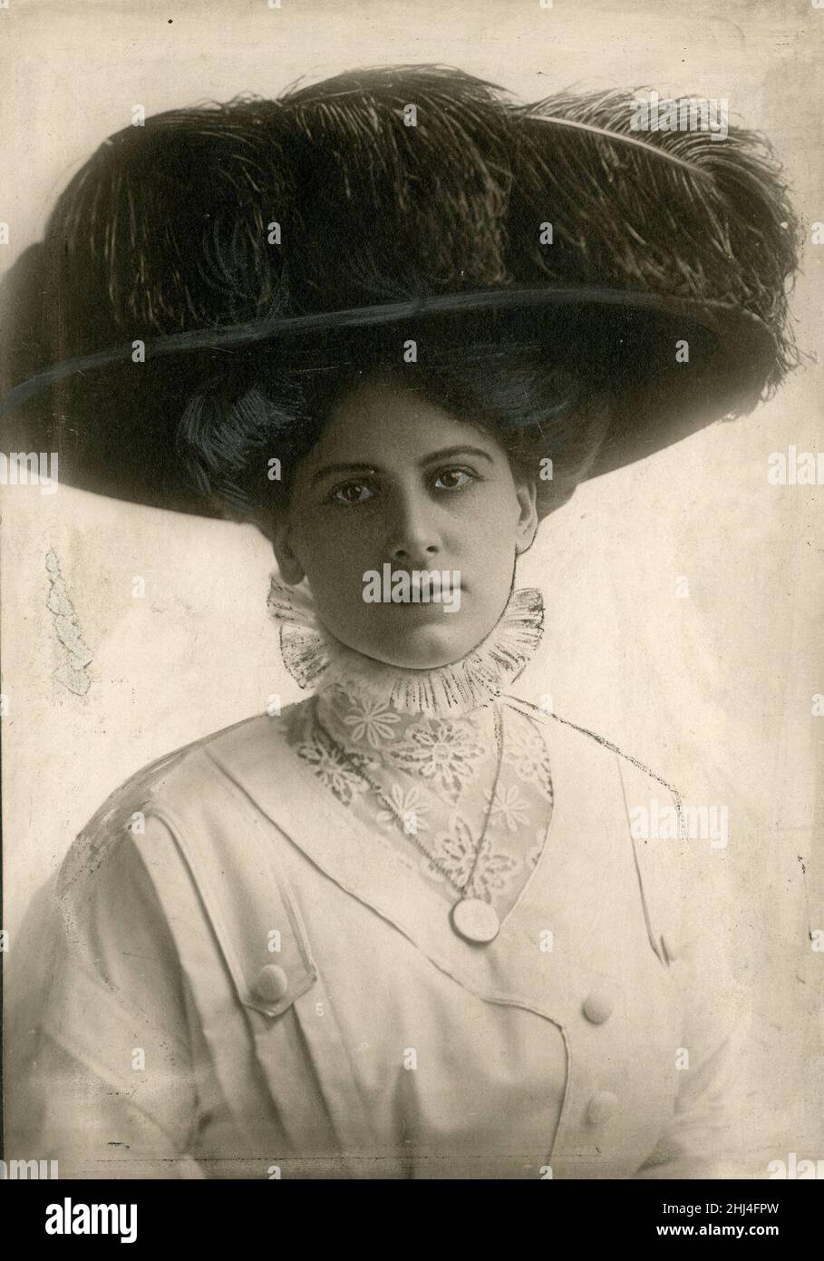 Stock actress Clara Beyers Stock Photo - Alamy