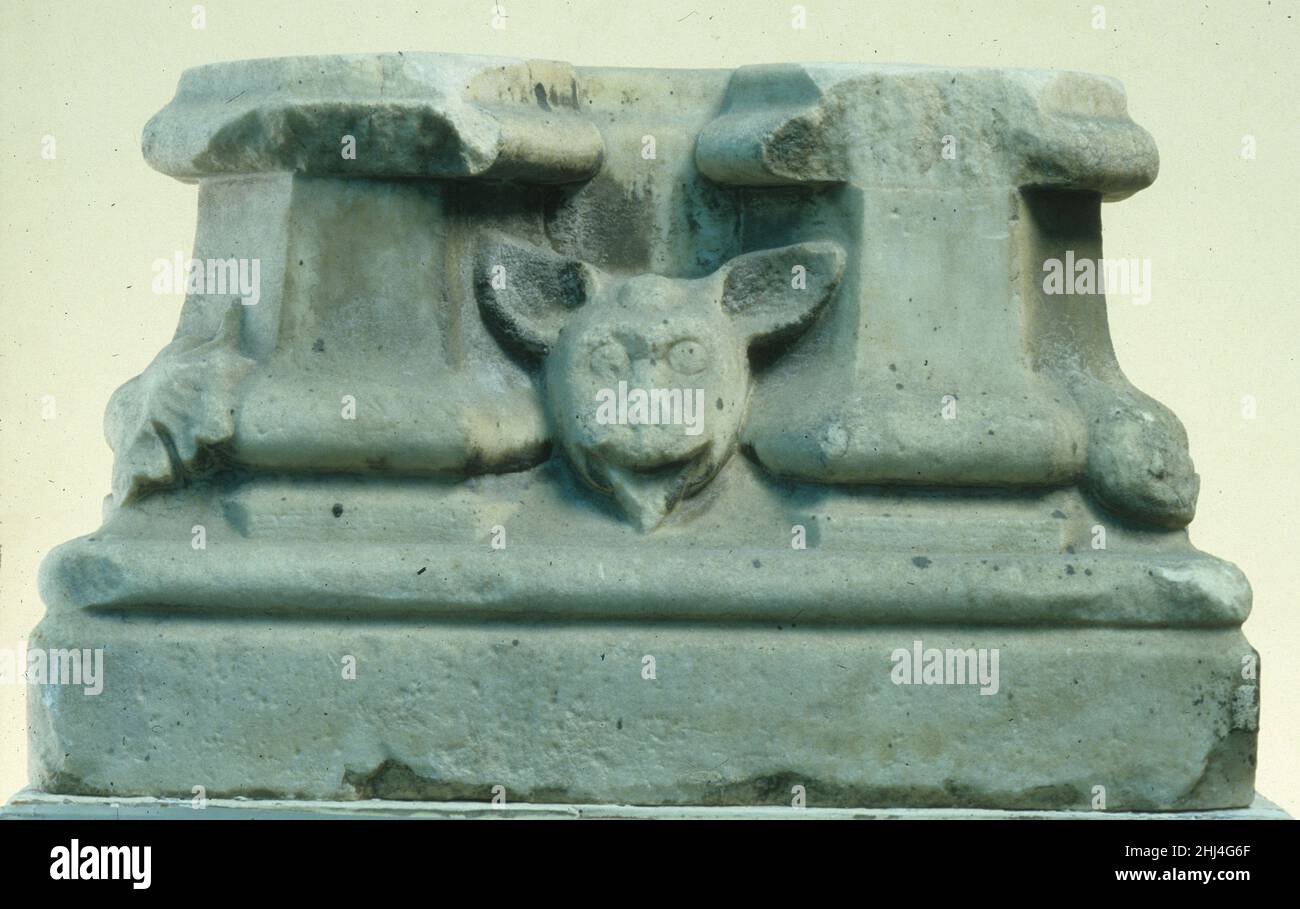 Double Column Base late 15th century French. Double Column Base 471860 ...