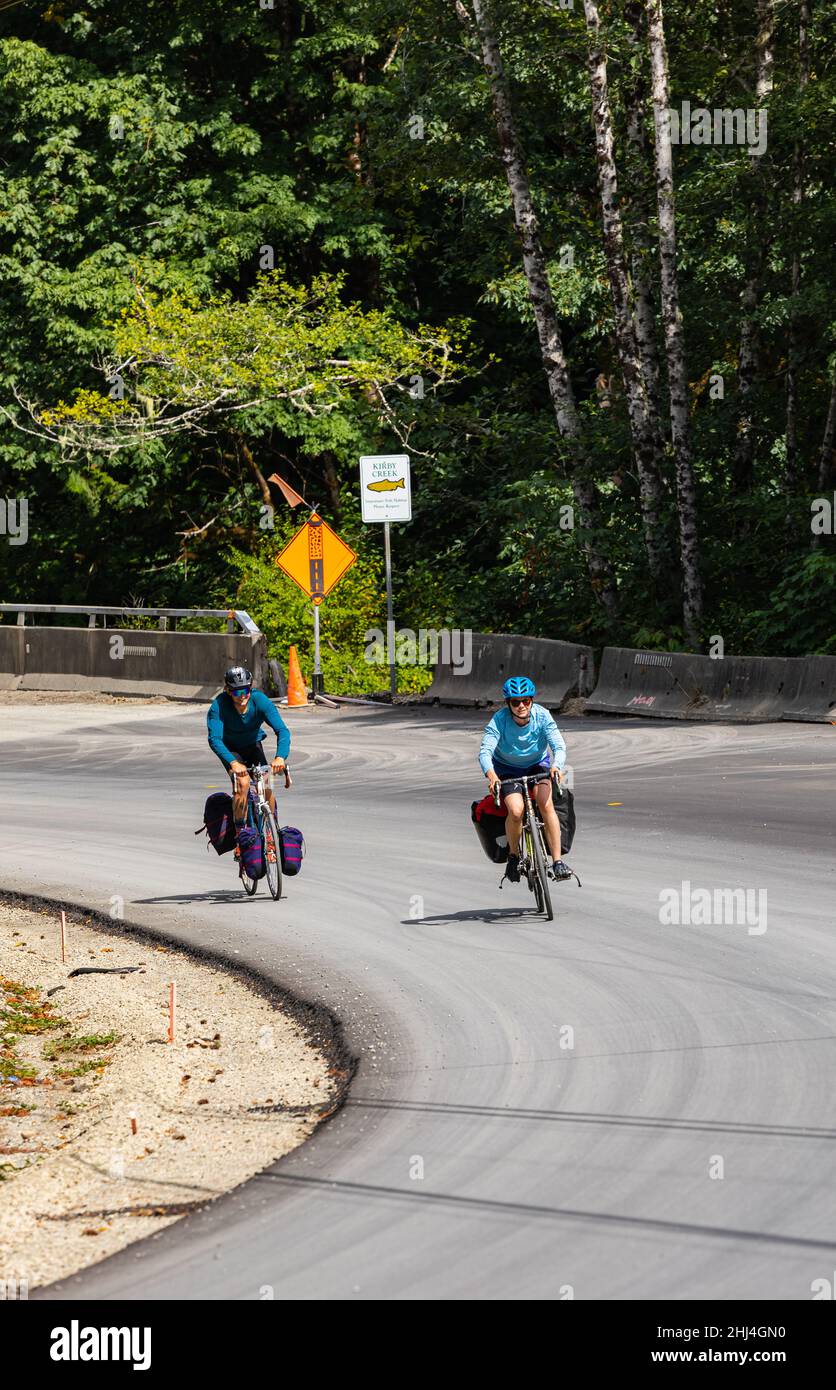 Pursuit curve hi-res stock photography and images - Alamy
