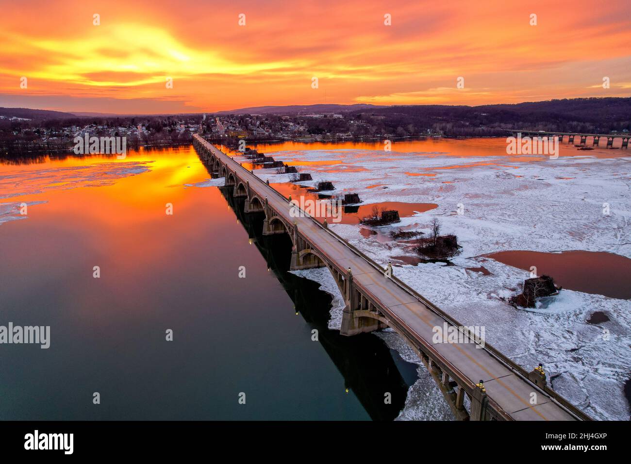 Susquehanna River Bridge Columbia, PA Stock Photo - Alamy