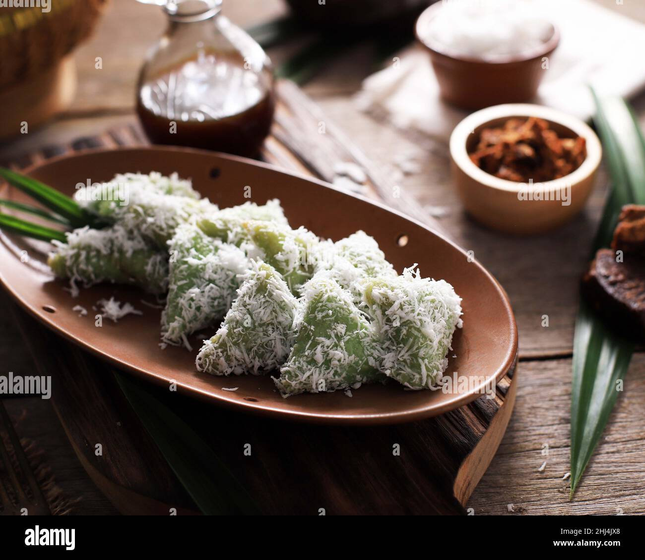 Triangular rice cake hi-res stock photography and images - Alamy