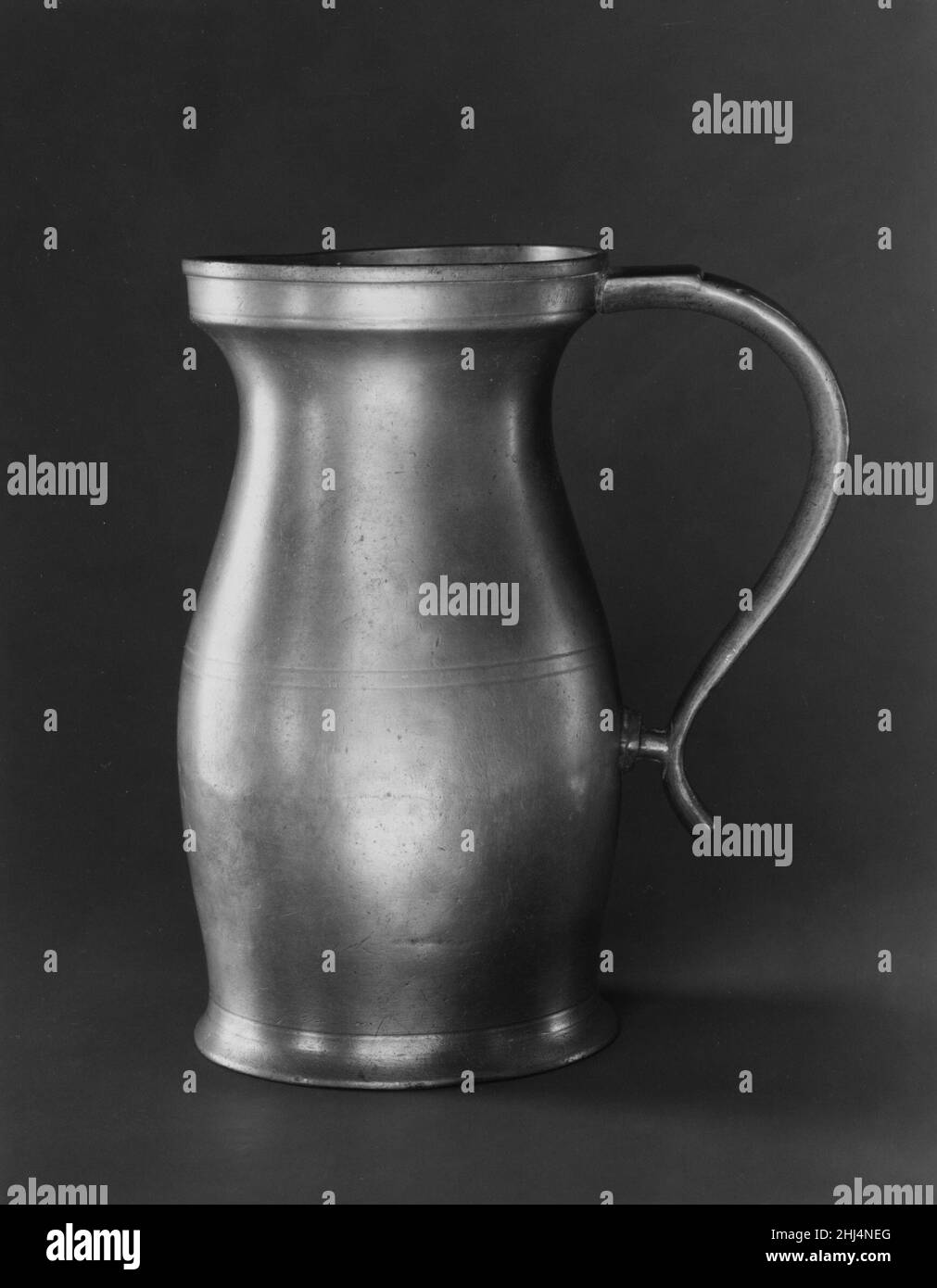 Quart Black and White Stock Photos & Images - Alamy