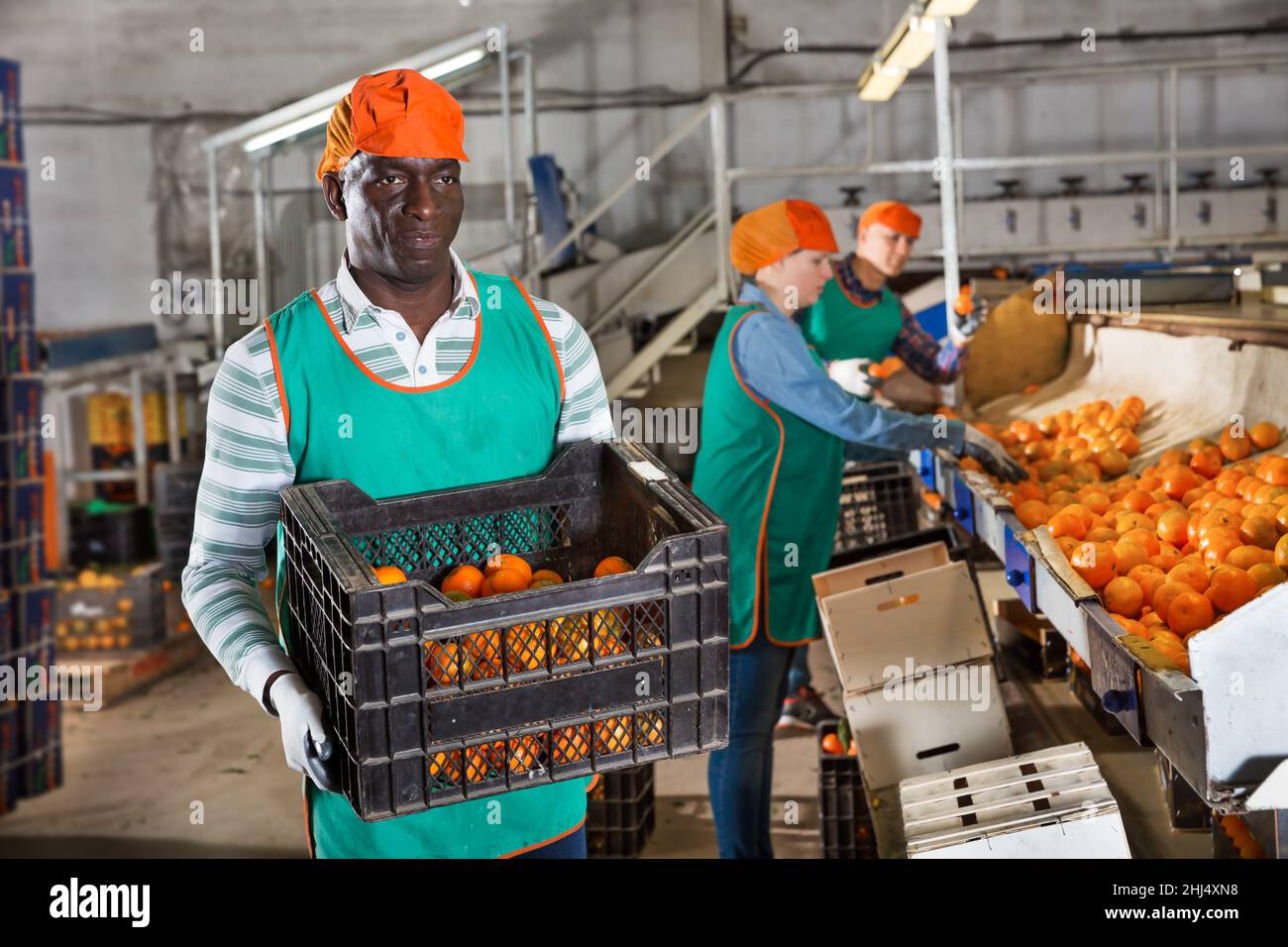 Mandarin boxes hi-res stock photography and images - Alamy