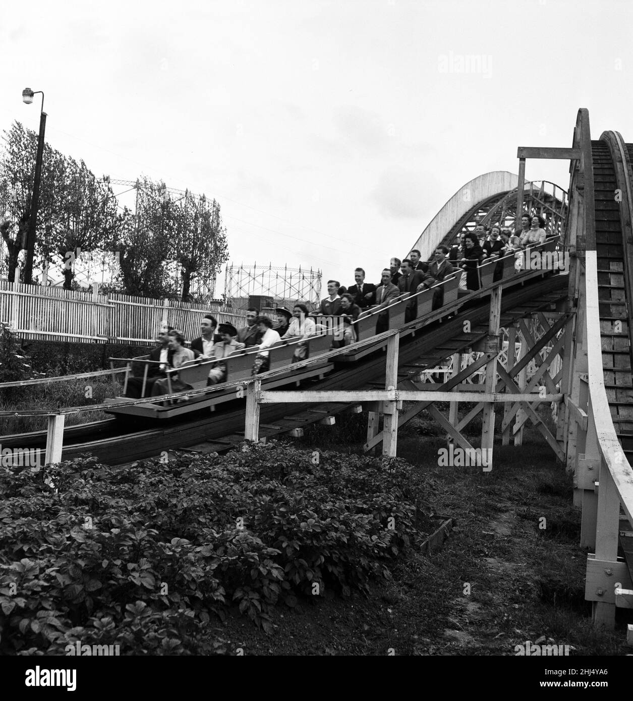 Dodgems 1950s hi-res stock photography and images - Alamy