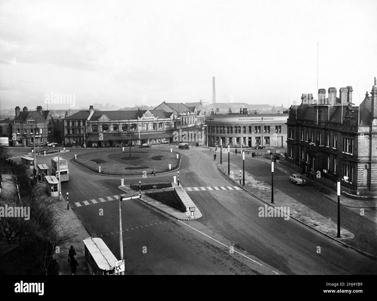 Widnes Centre and Town Hall, Cheshire. Circa 1959 Stock Photo - Alamy