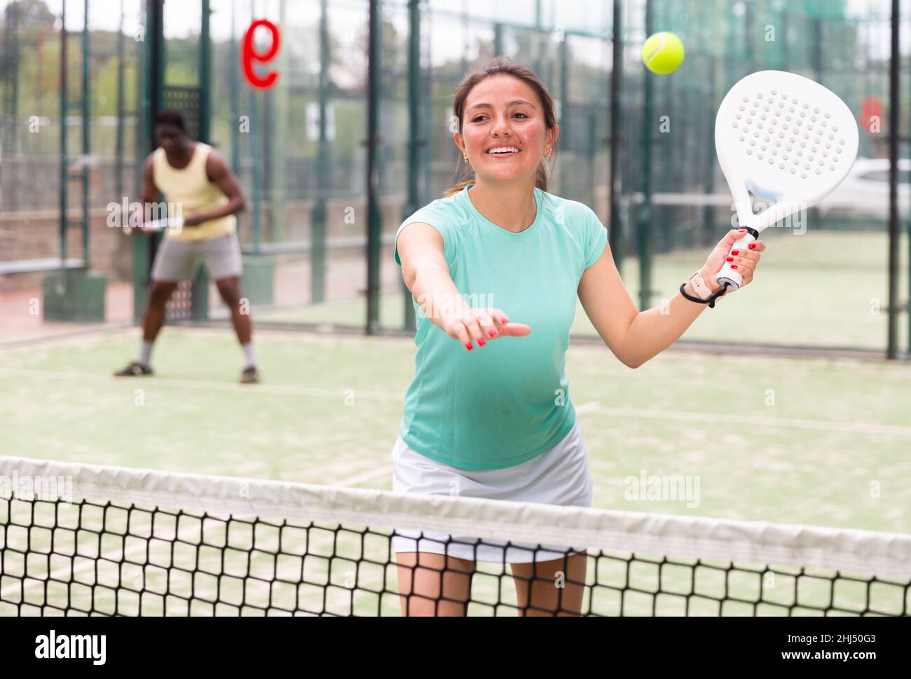 Team padel hi-res stock photography and images - Alamy