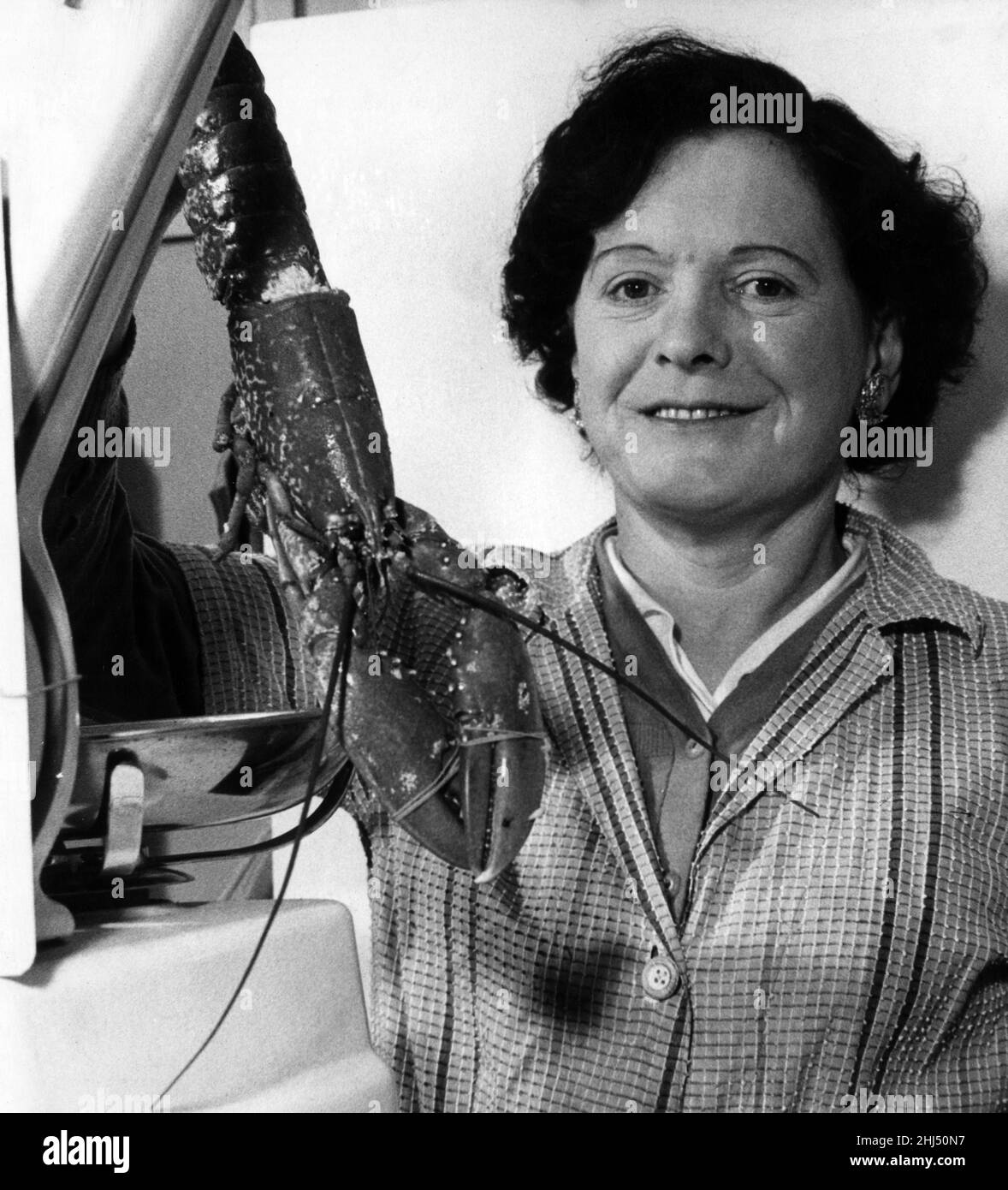 Fishmongers stall Black and White Stock Photos & Images - Alamy