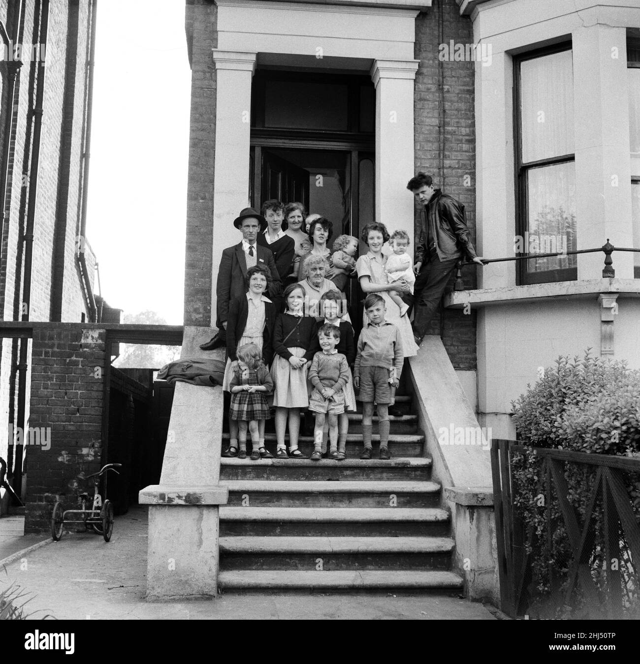 1960s poverty london hi-res stock photography and images - Alamy