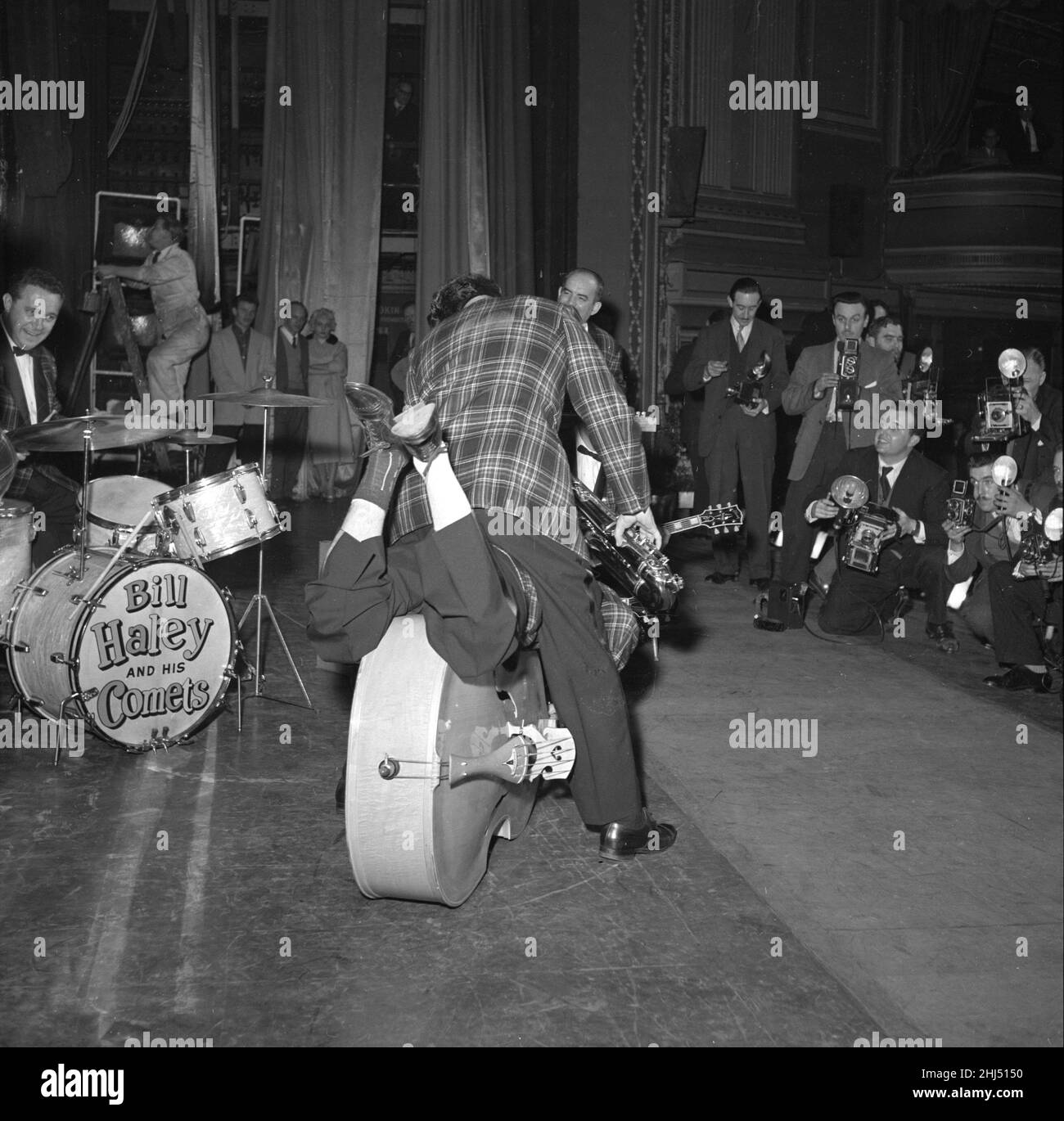 1950s rock n roll concert hi-res stock photography and images - Alamy