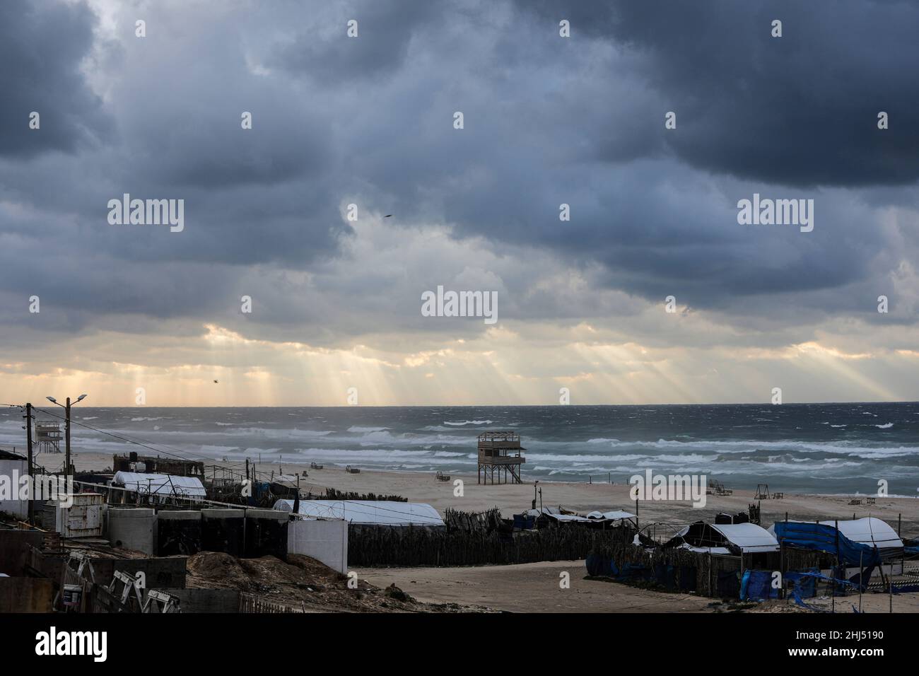 Dark clouds seen over Gaza Shores as regional winter storm 'Elpis ...