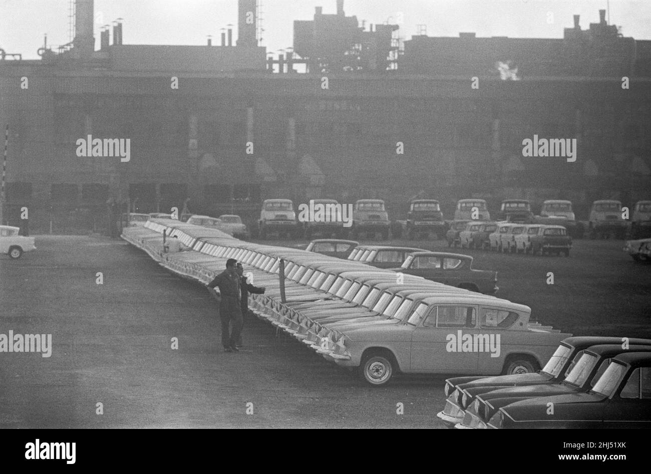 Ford Factory, Dagenham, Essex, 1960 Stock Photo - Alamy
