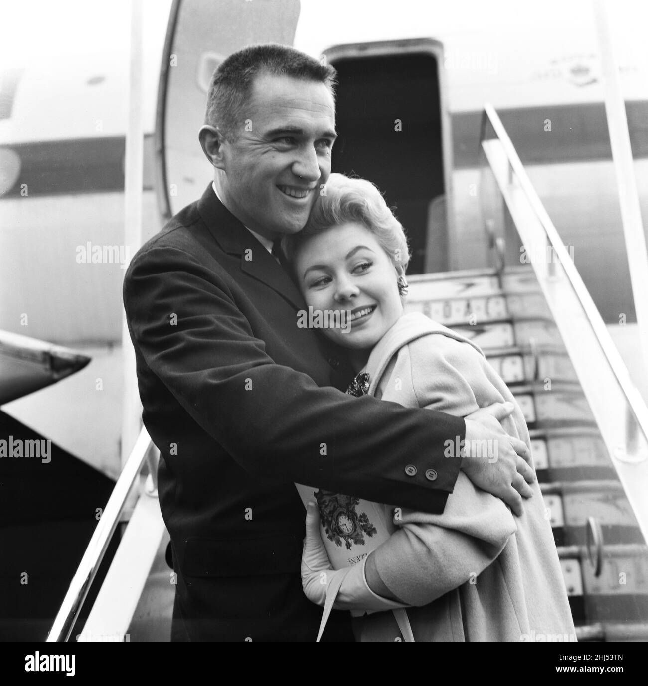 Mitzi gaynor 1950s hi-res stock photography and images - Alamy