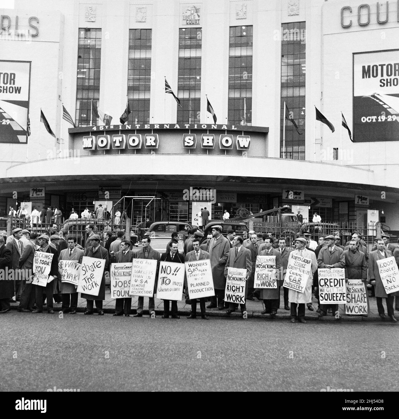 1960s industrial building london Black and White Stock Photos & Images ...