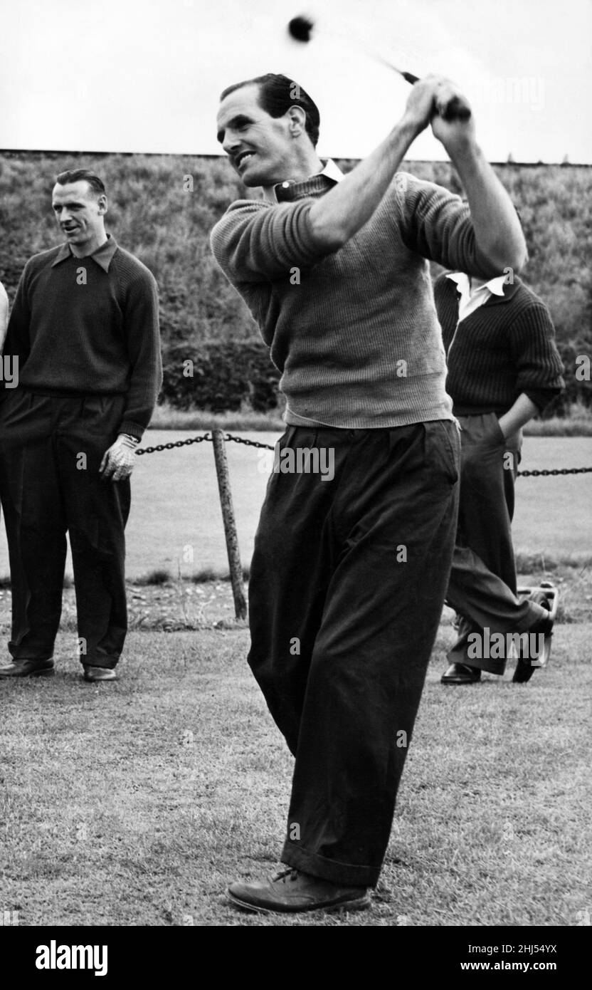 George Lee (4 June 1919 - 1 April 1991) was an English footballer who ...