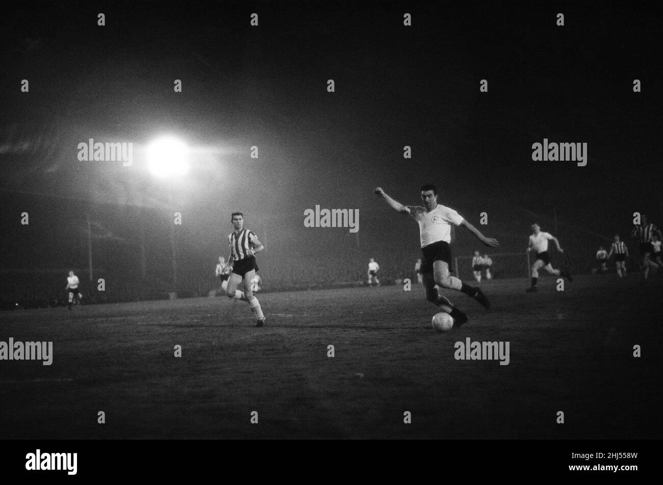 Tottenham Hotspur 1960 High Resolution Stock Photography and Images - Alamy