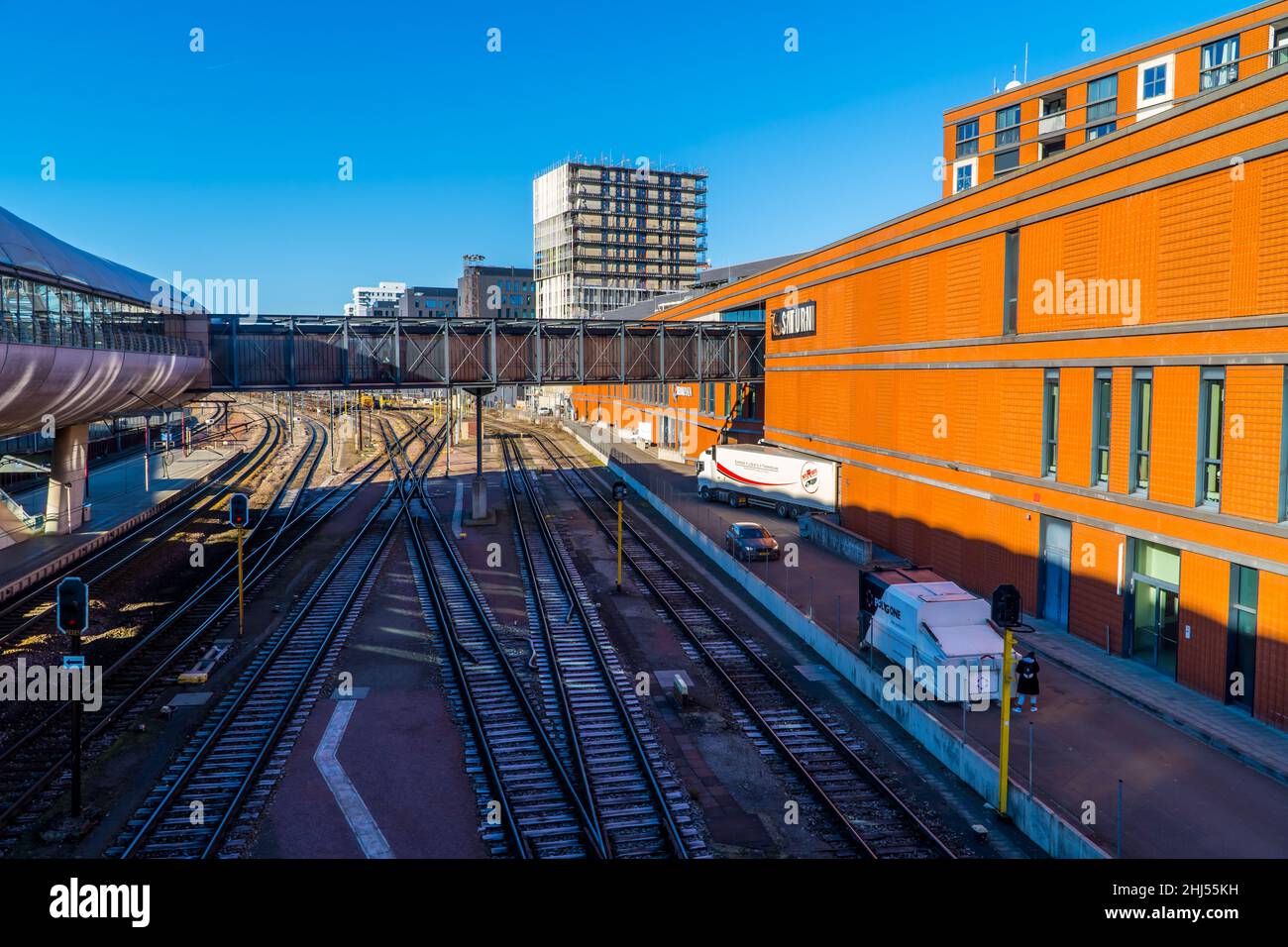 Belval University railway station with Belval Plaza shopping center ...