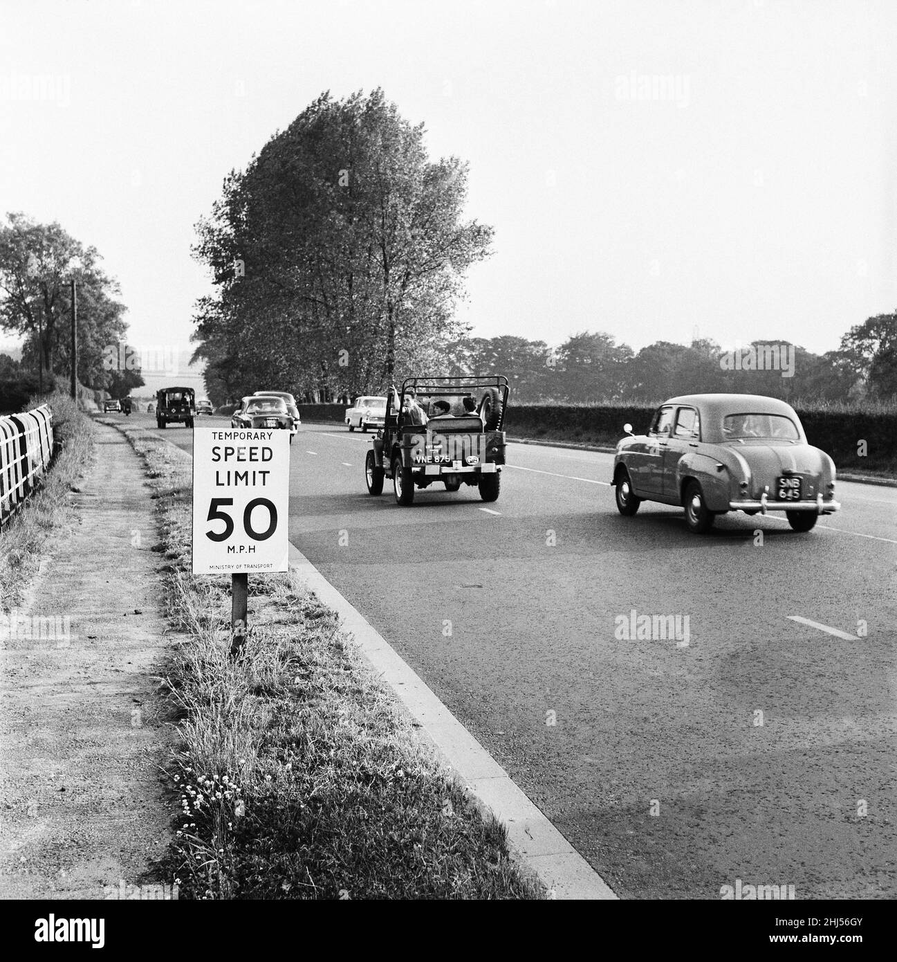 50 MPH Signs. June 1960 M4292-002 Stock Photo - Alamy