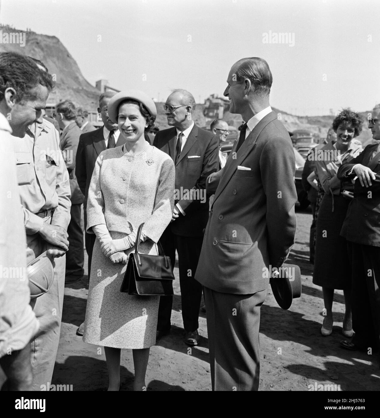 Queen elizabeth visit canada Black and White Stock Photos & Images - Alamy