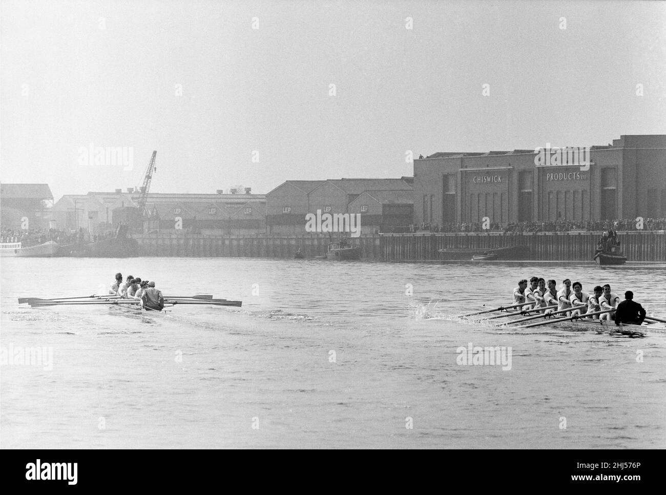 6 oar rowing boat hi-res stock photography and images - Alamy