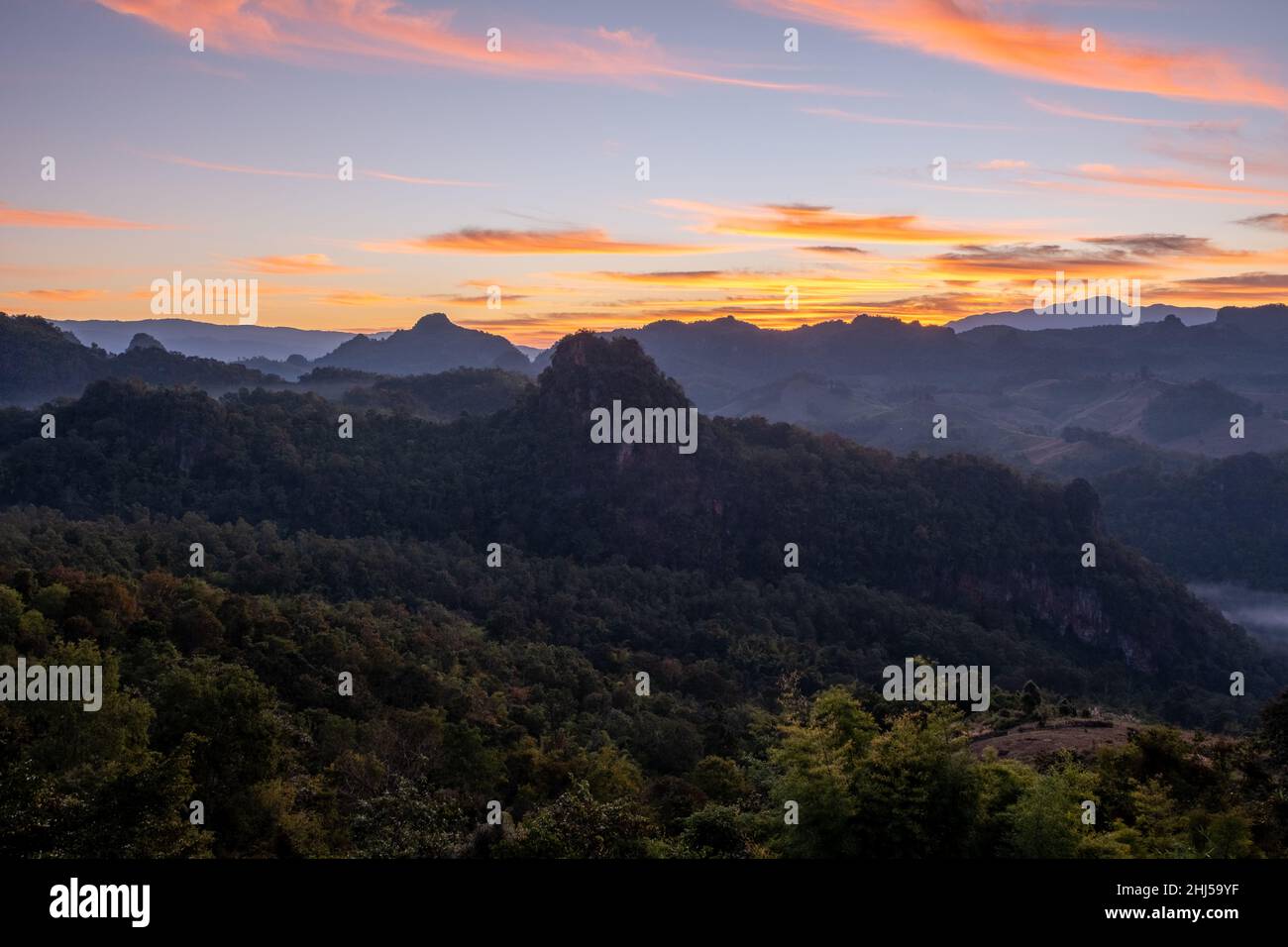 Mae Hong Son Thailand, Ban Jabo Noodle house, Ban Jabo, Mae Hong Son ...