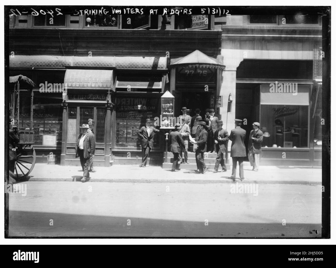 Striking waiters at hdqrts Stock Photo - Alamy