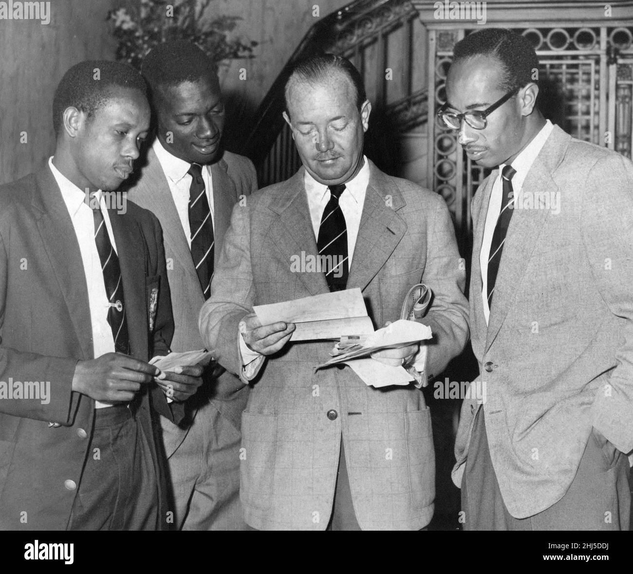 Roy gilchrist hi-res stock photography and images - Alamy