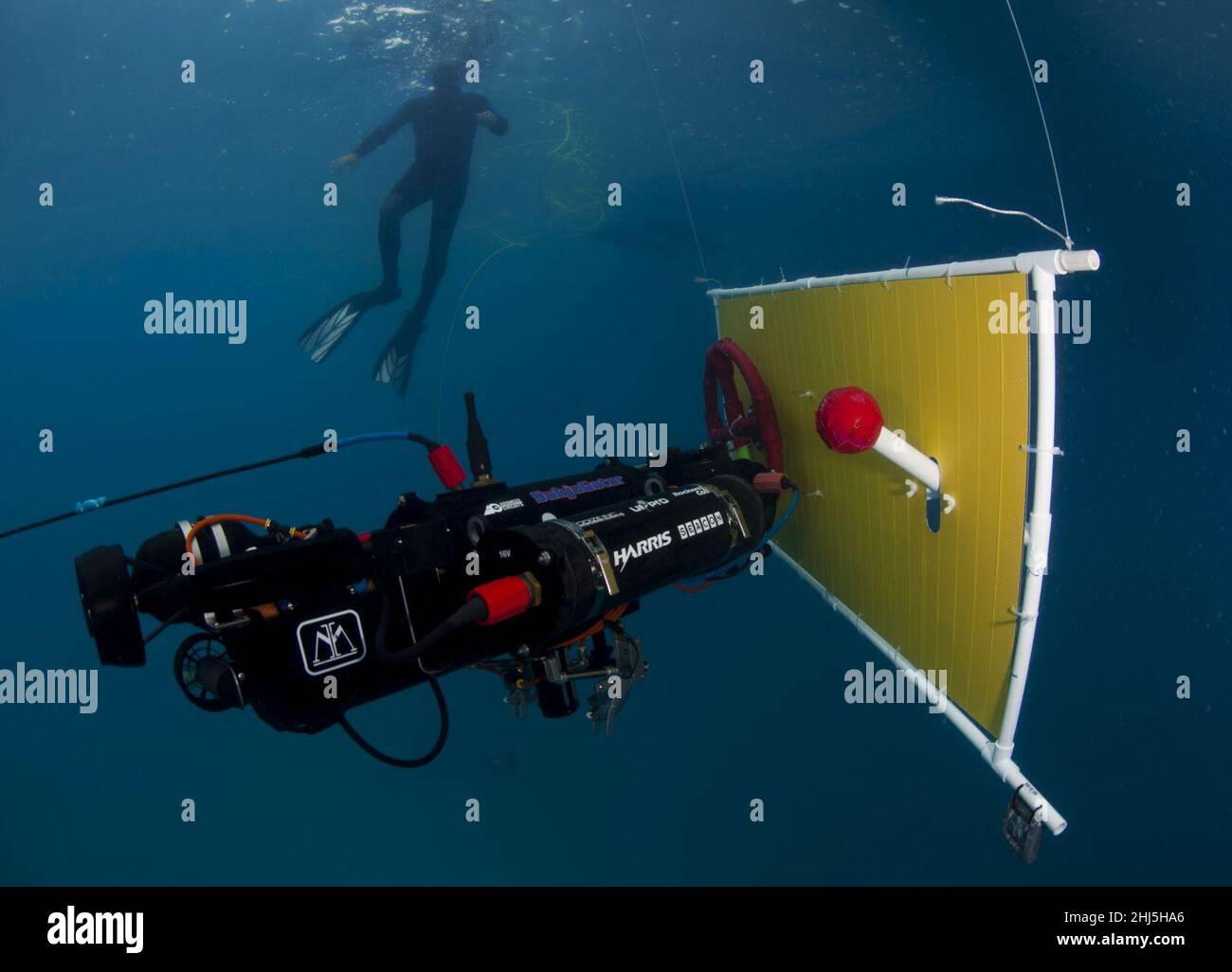 Autonomous underwater vehicles hi-res stock photography and images - Alamy